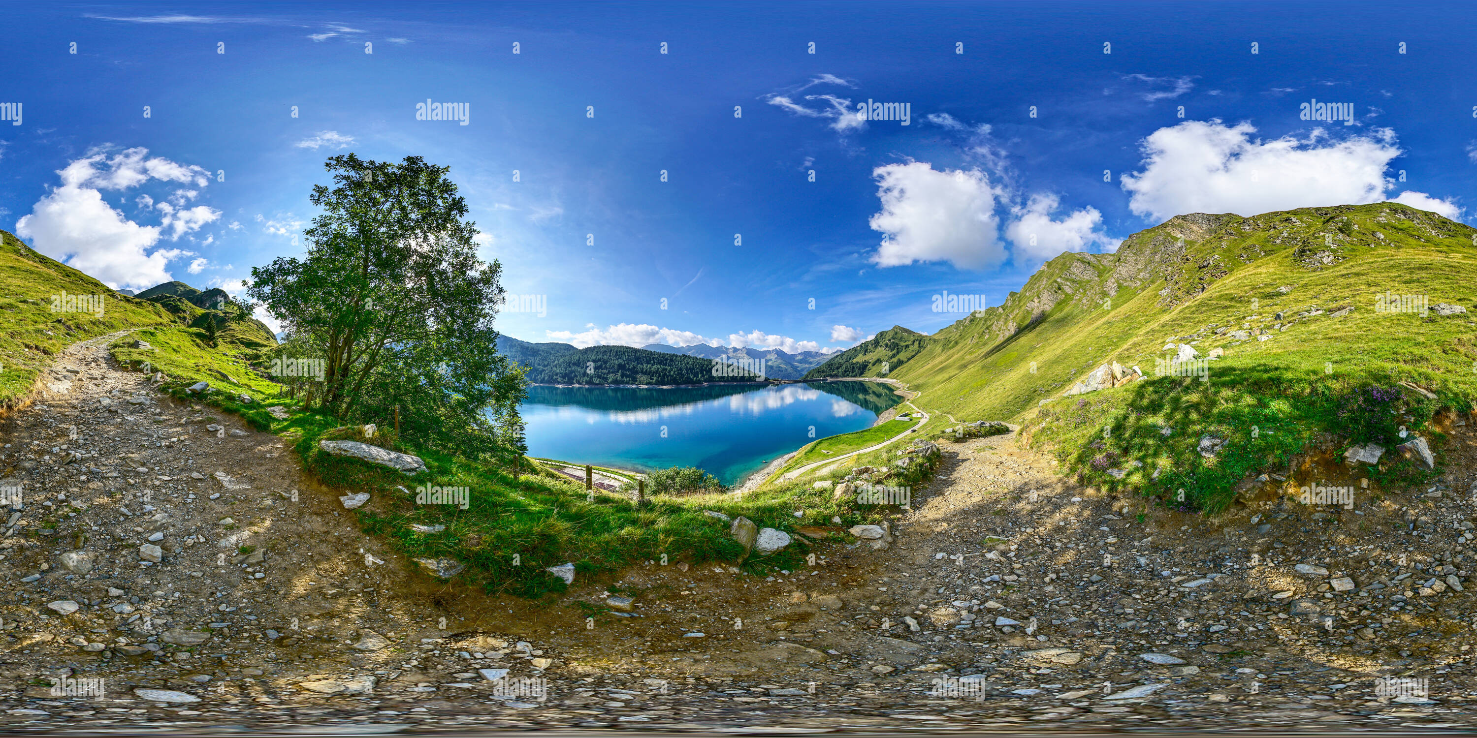 360° view of Capanna Cadlimo CAS - Lake Ritom 2 - Alamy