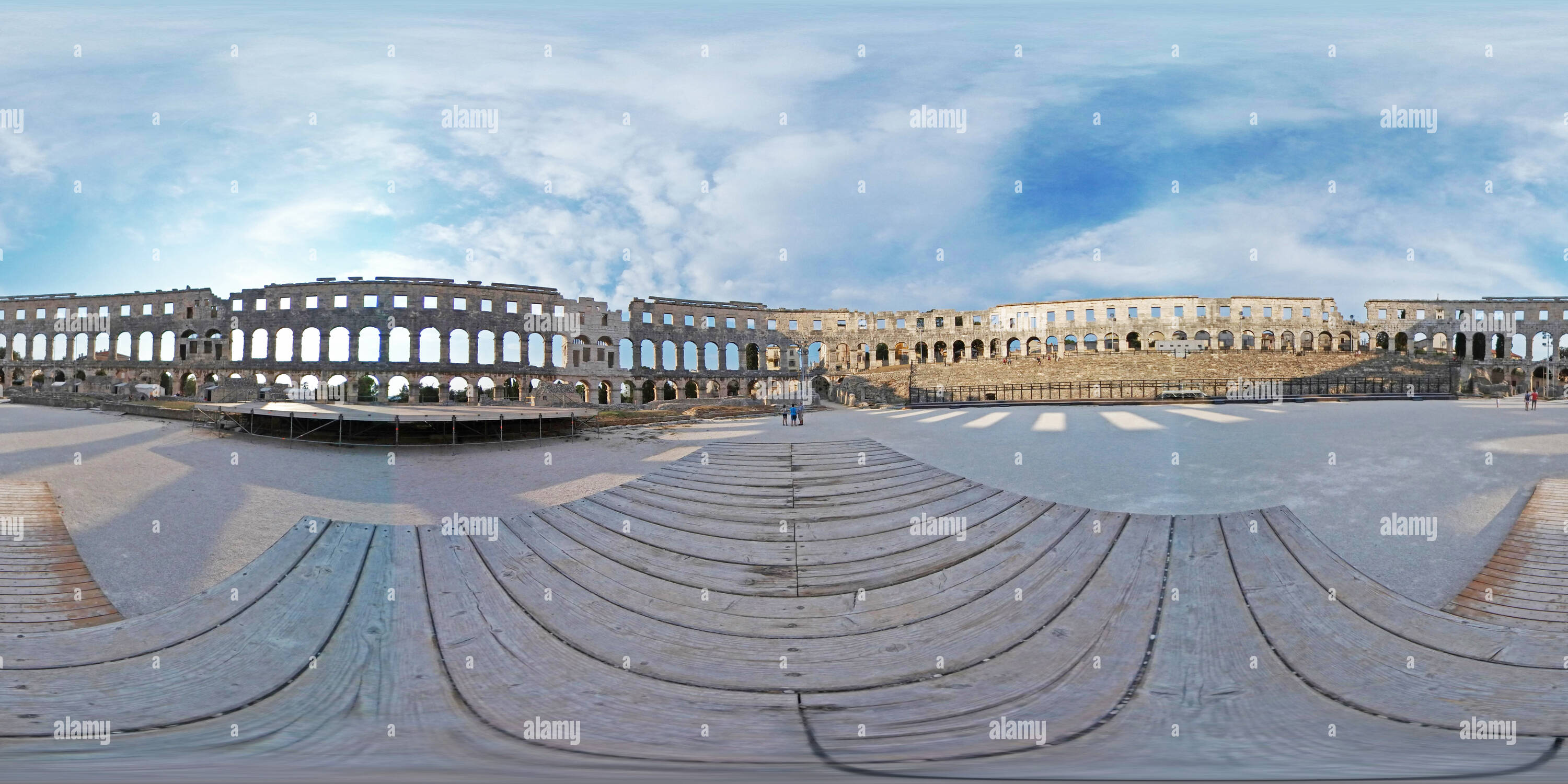 360° view of Croatia - Pula - Amphitheatre - Alamy