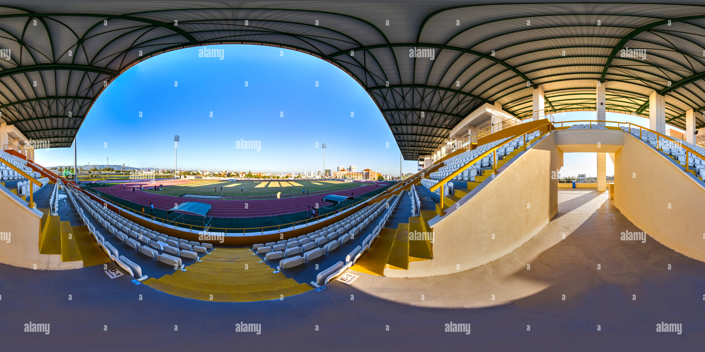 360° view of Nevin Yanit Athletic Complex Yenisehir Vr Mersin 52c - Alamy