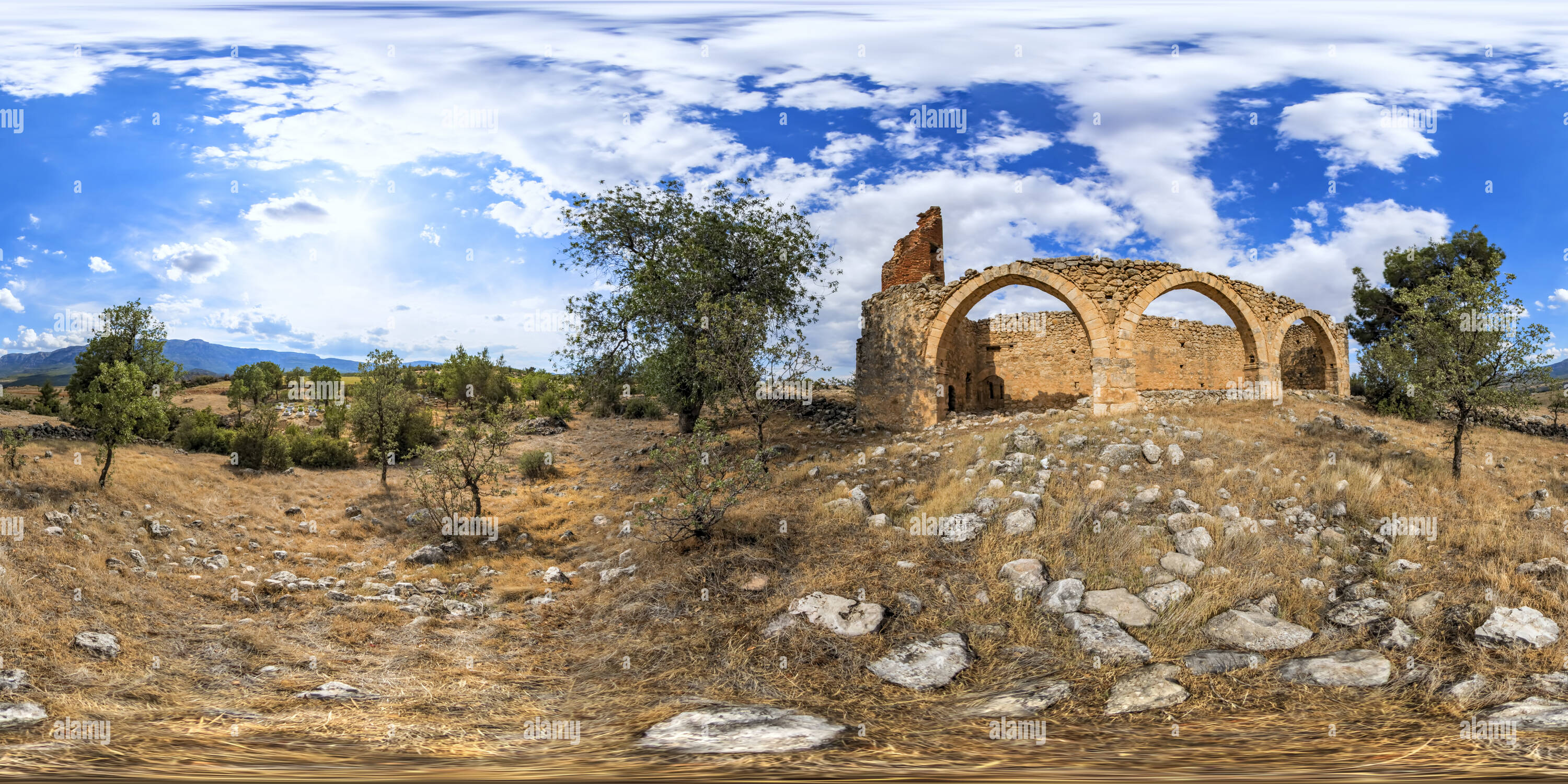 360° view of Kizil Red Minaret Mut Vr Mersin 488 - Alamy