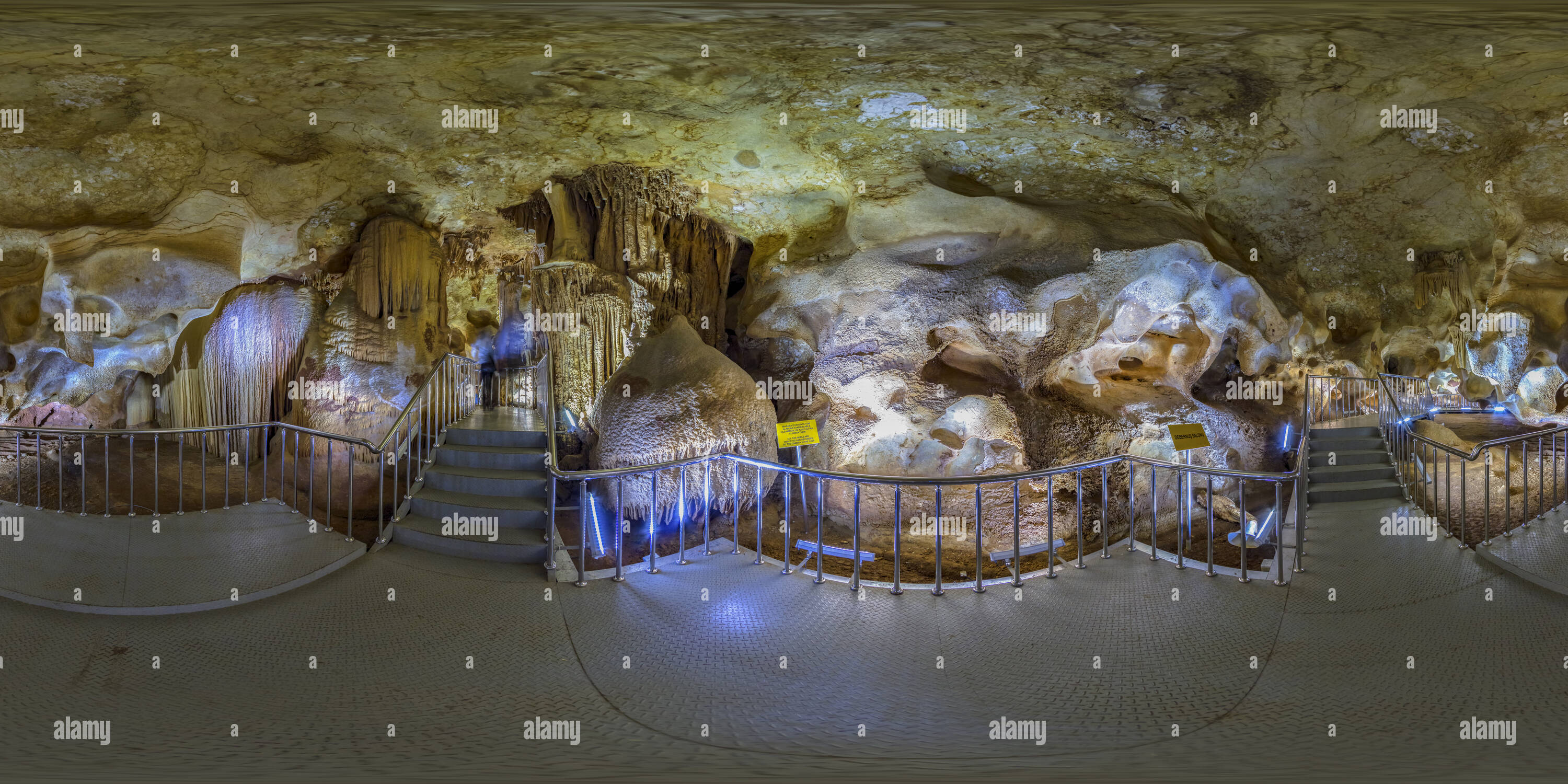 360° view of Taskuyu Cave Tarsus Vr Mersin 1e5 - Alamy