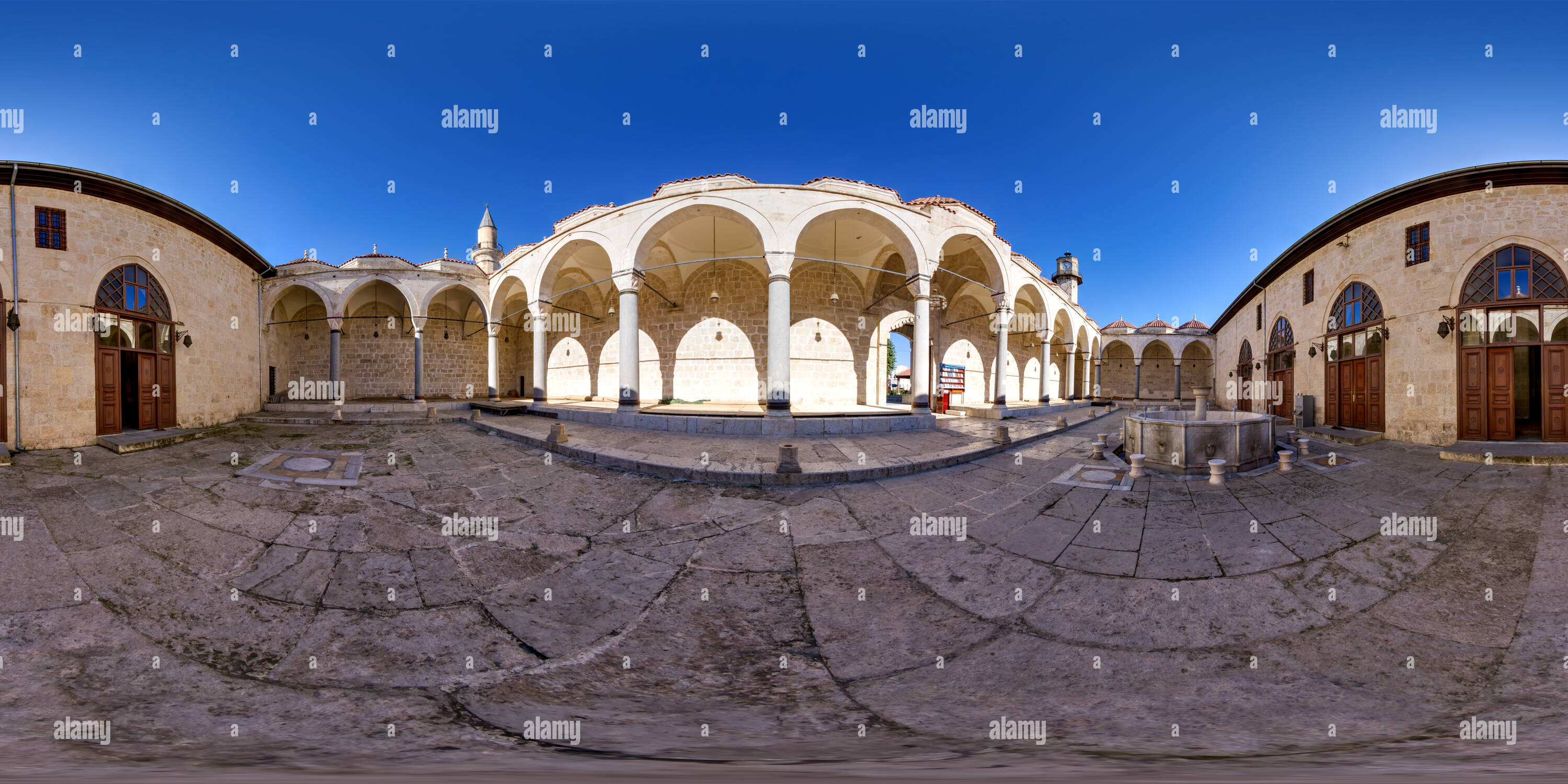 Mersin mosque hi-res stock photography and images - Alamy