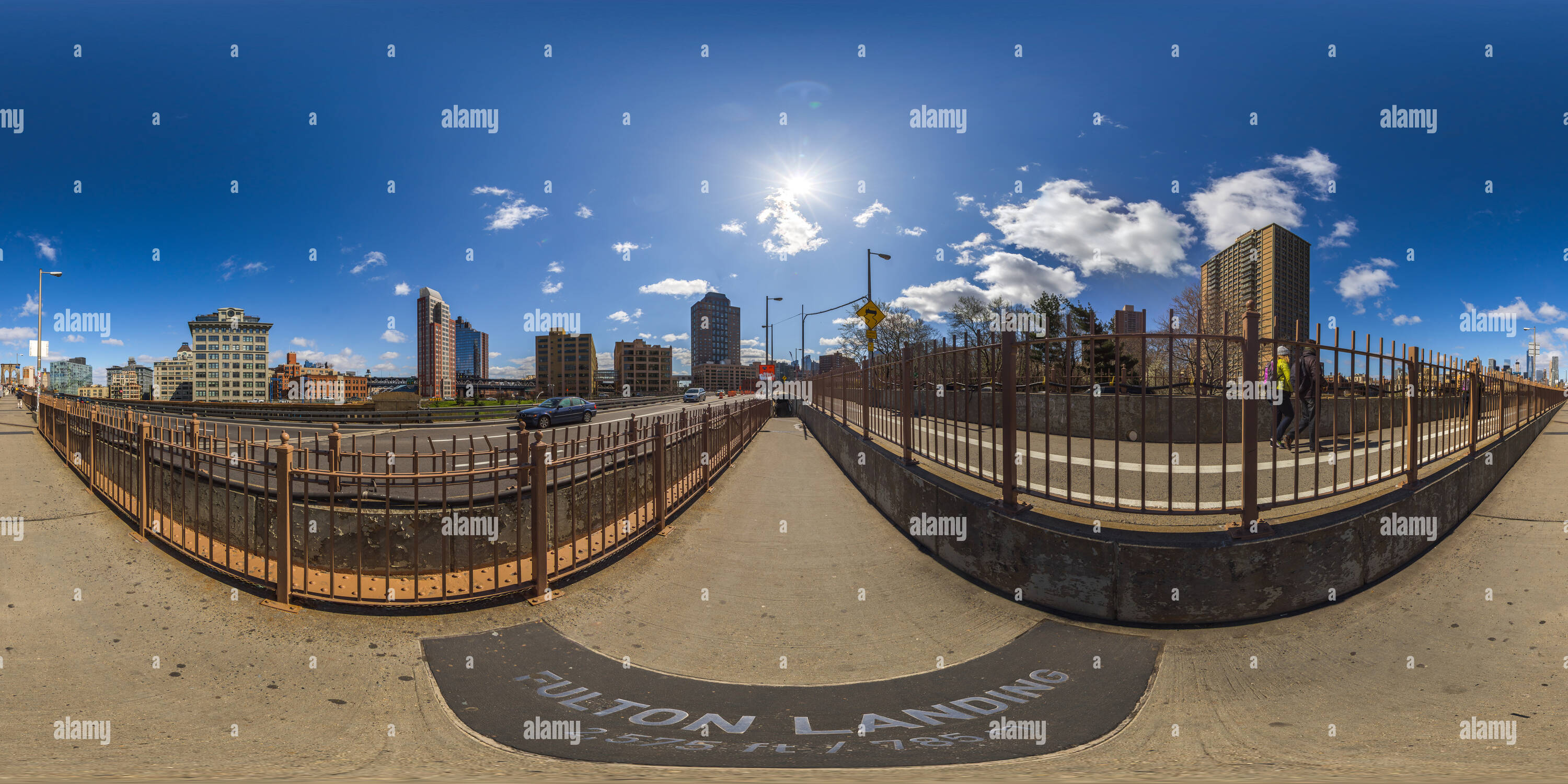 360° view of Brooklyn Bridge Promenade, start brooklyn, NY - Alamy
