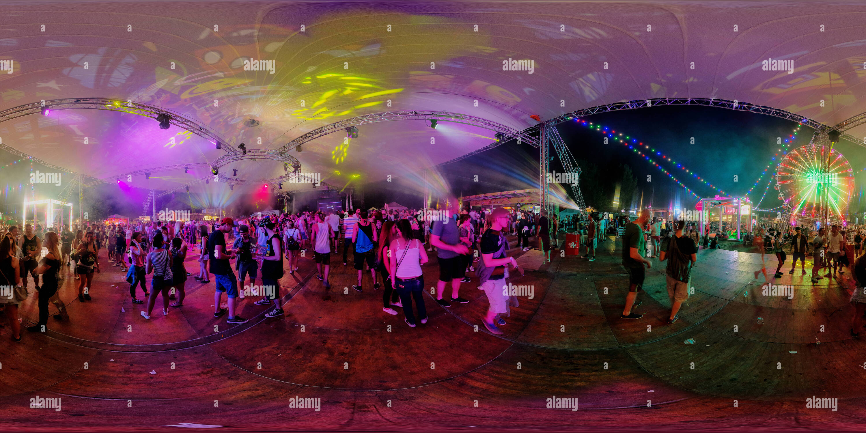 360° view of Balaton Sound Nappal Volt Festival 2016 37 - Alamy