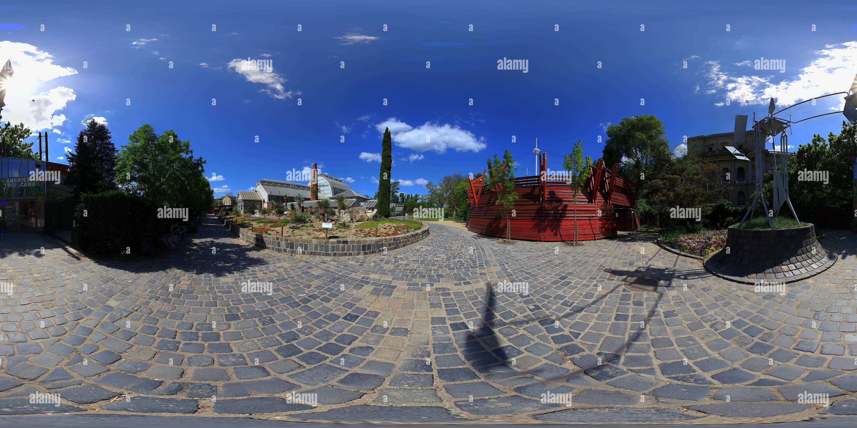 360° view of Budapest Zoo Budapest Zoo 95 - Alamy