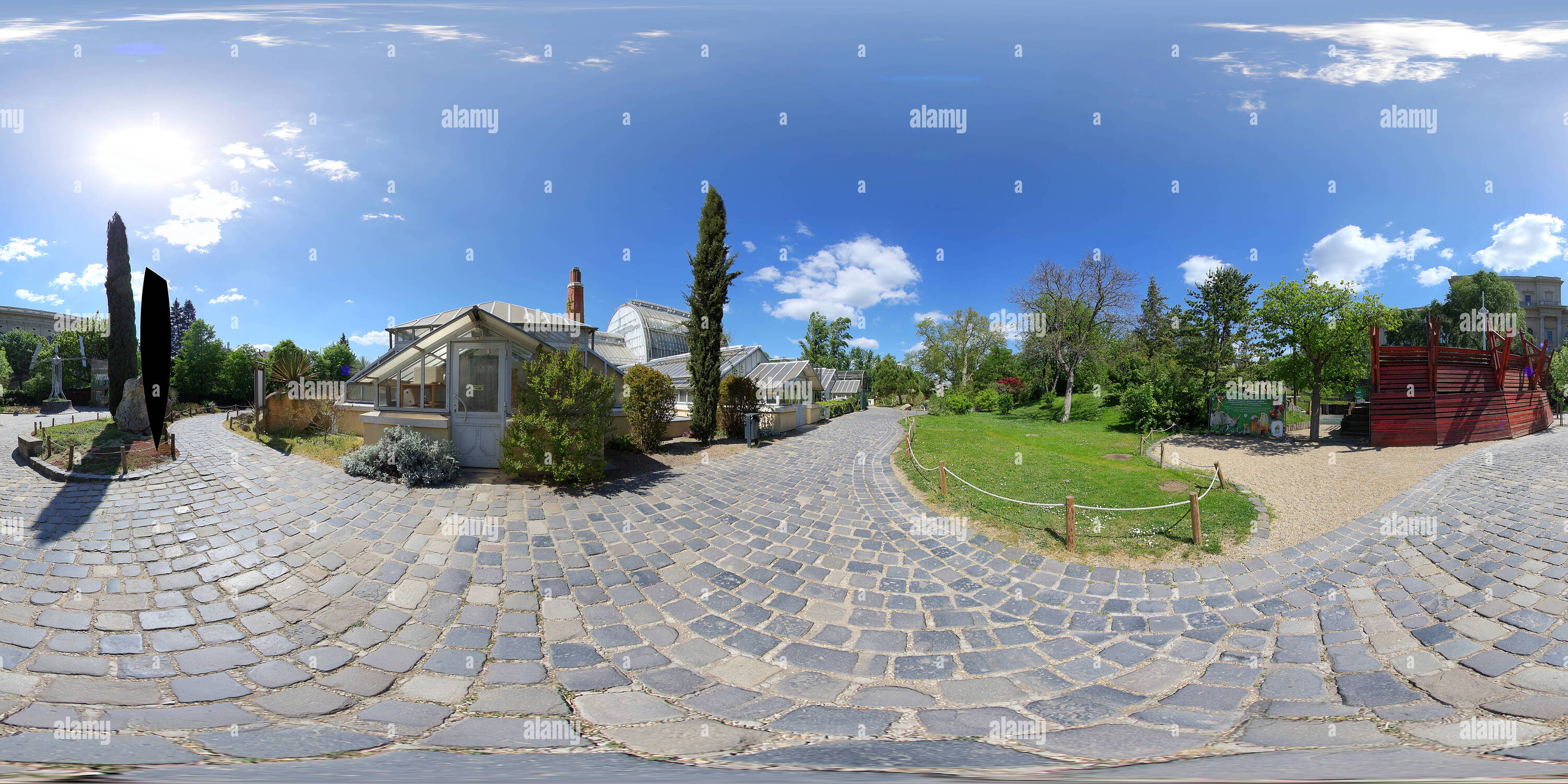 360° view of Budapest Zoo Budapest Zoo 93 - Alamy