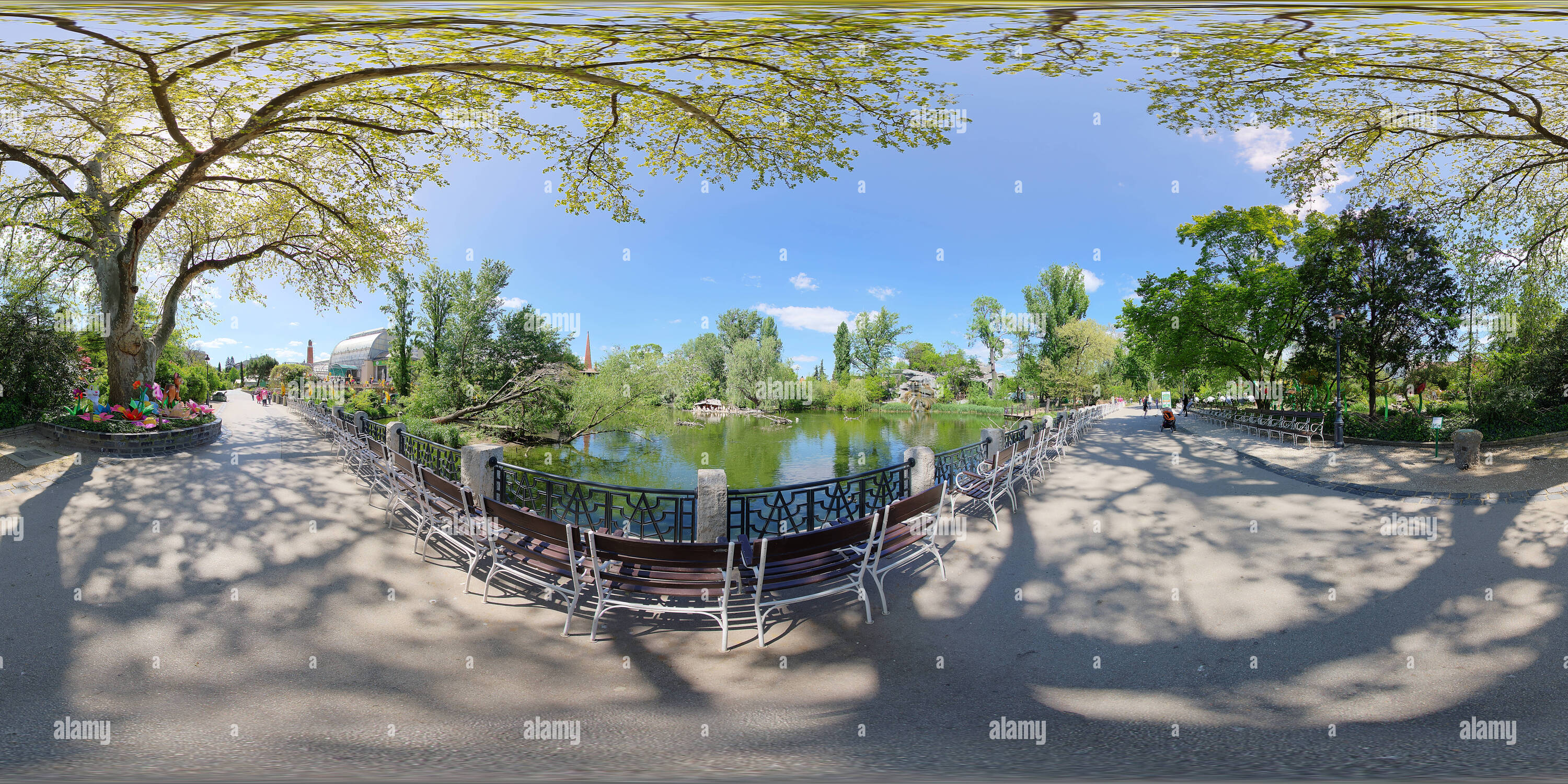 360° view of Budapest Zoo Budapest Zoo 91 - Alamy