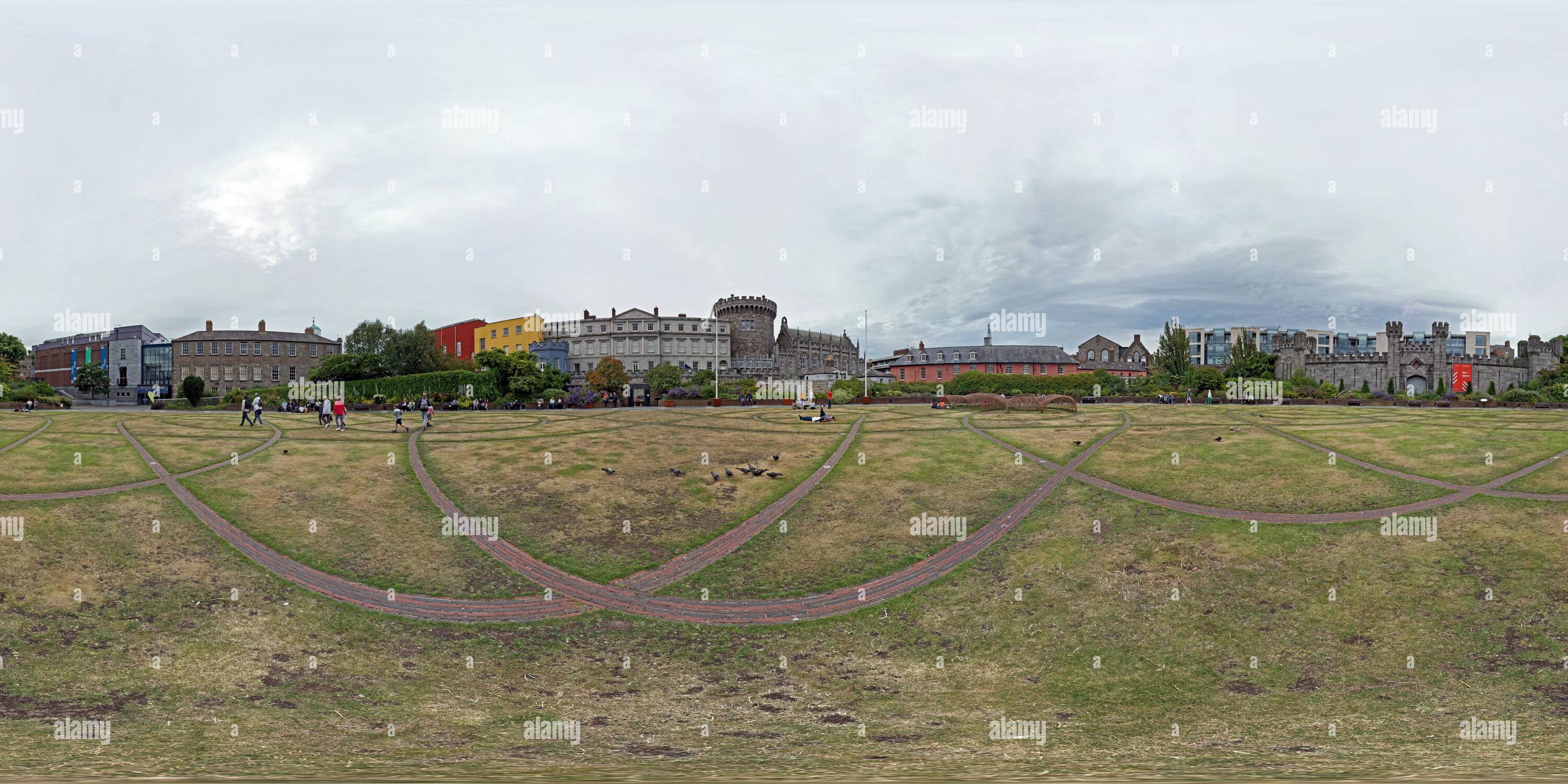 360° view of Dublin - Baile Átha Cliath - Dubhlinn Garden - Alamy