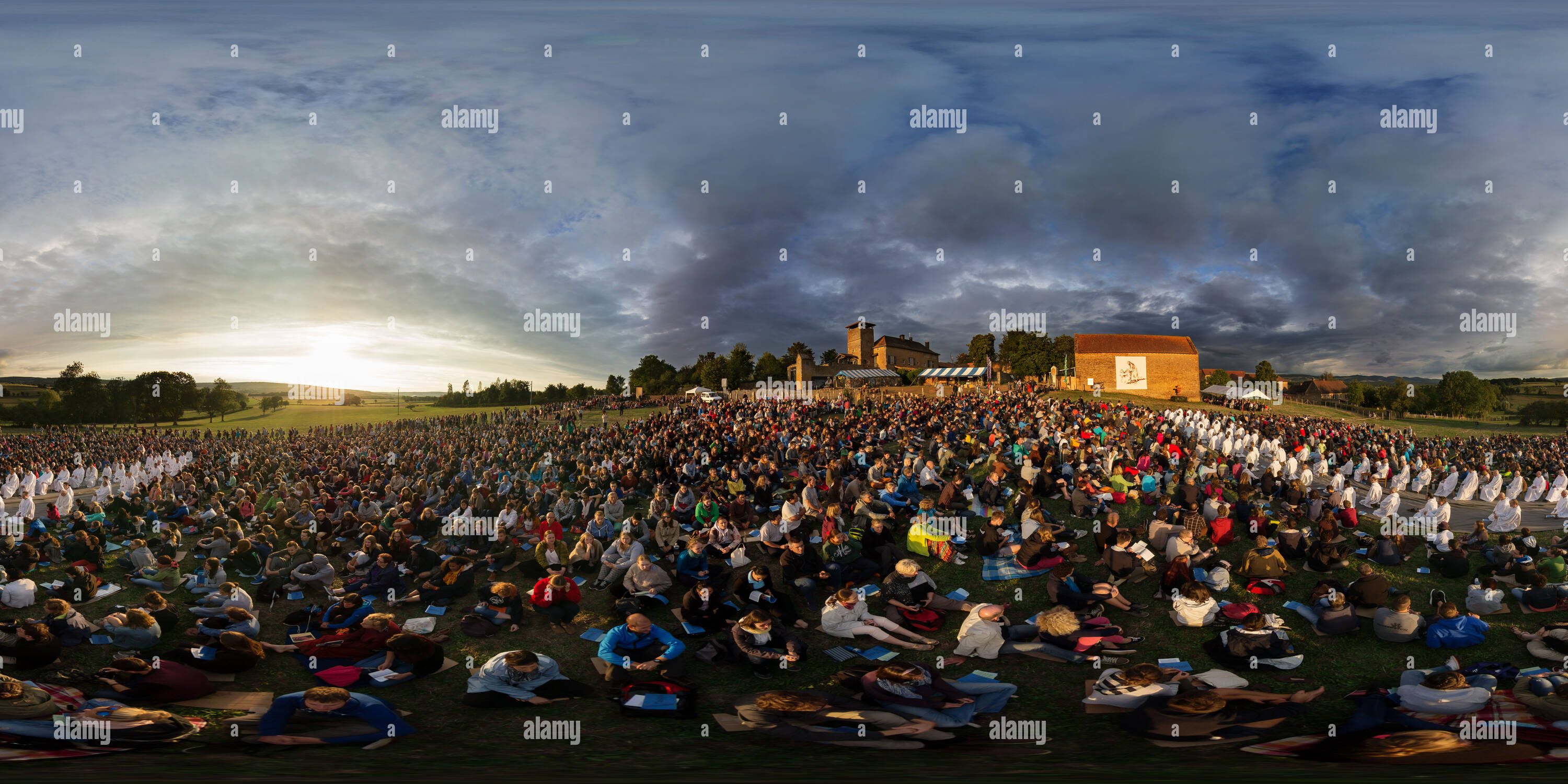 360° view of Taizé 2015 - Gathering Towards a New Solidarity - Alamy
