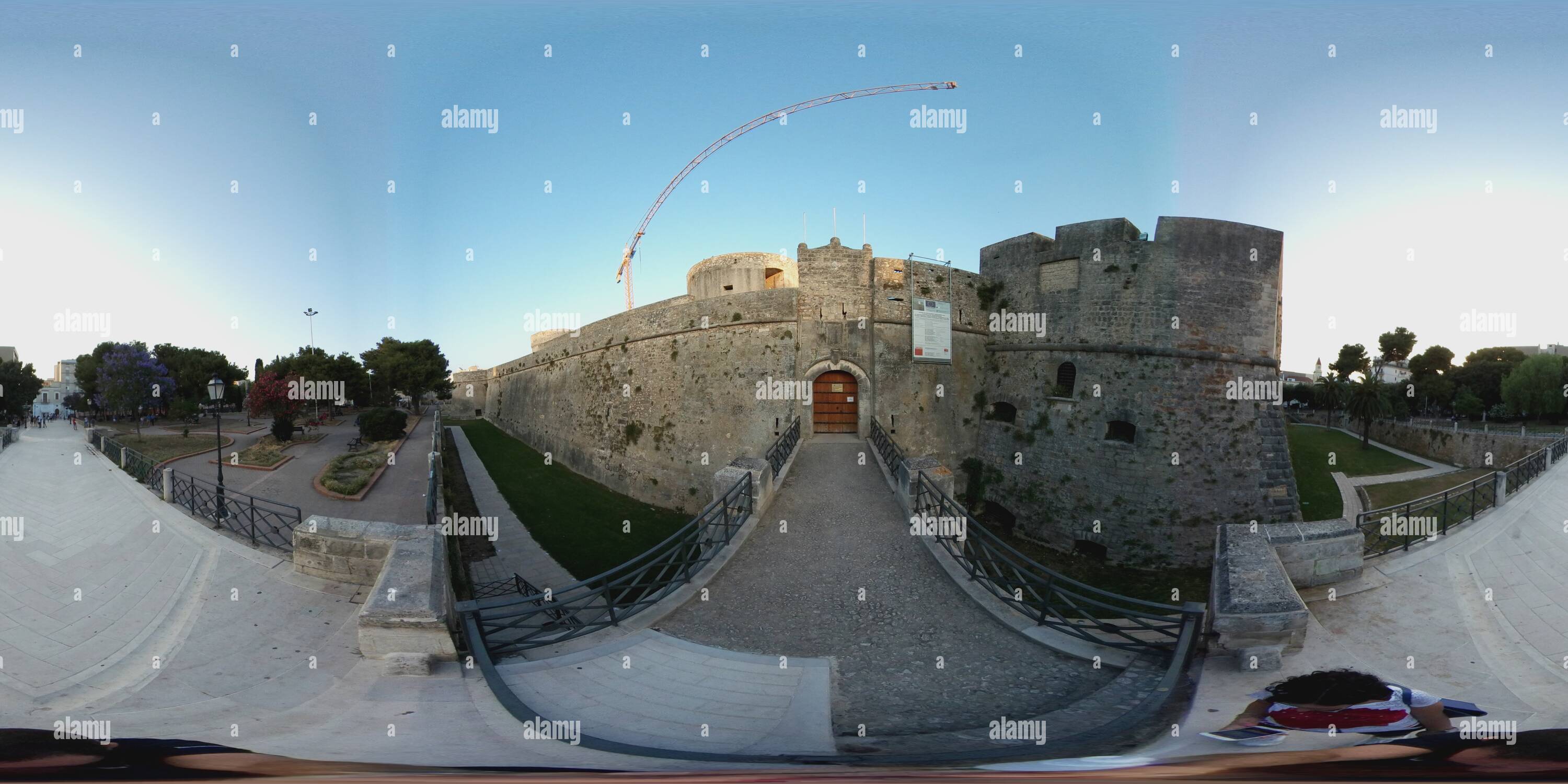Castello di manfredonia hi-res stock photography and images - Alamy