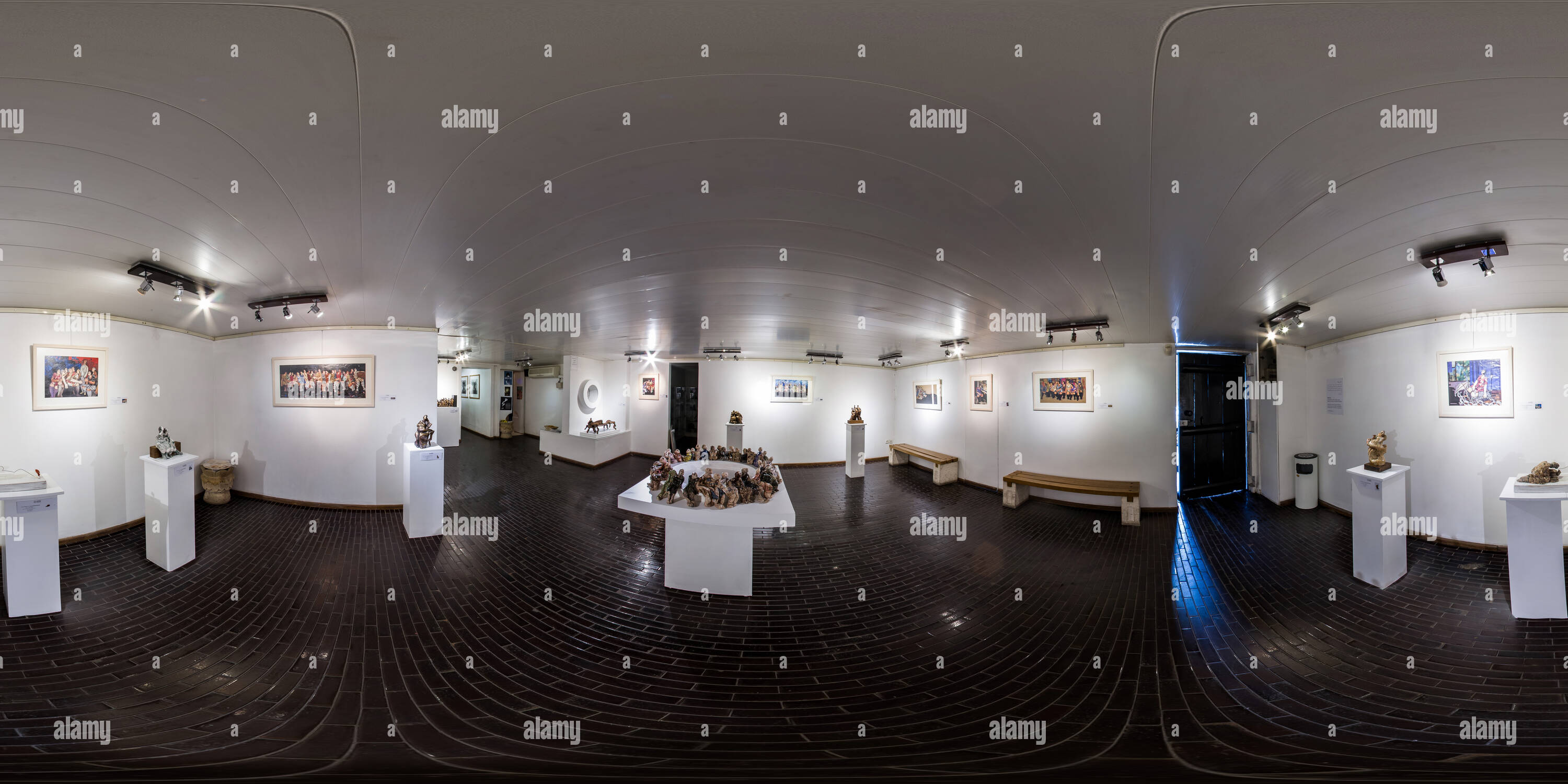 360° view of Seyhoun Art Gallery Oct 2016 Azar Sheikh Bahaedin Zade ...