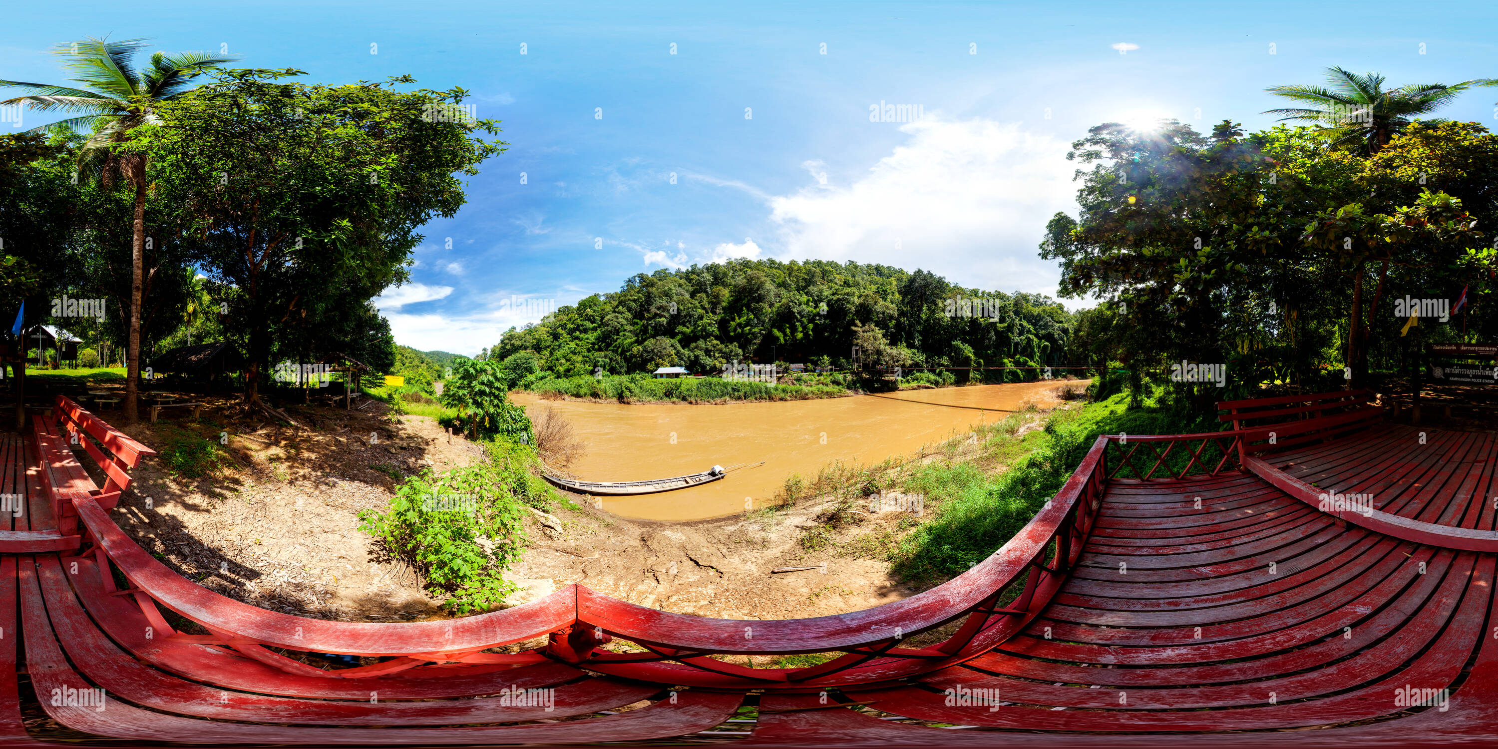 360° view of Ban Nam Piang Din, river checkpoint at the Thai Myanmar ...