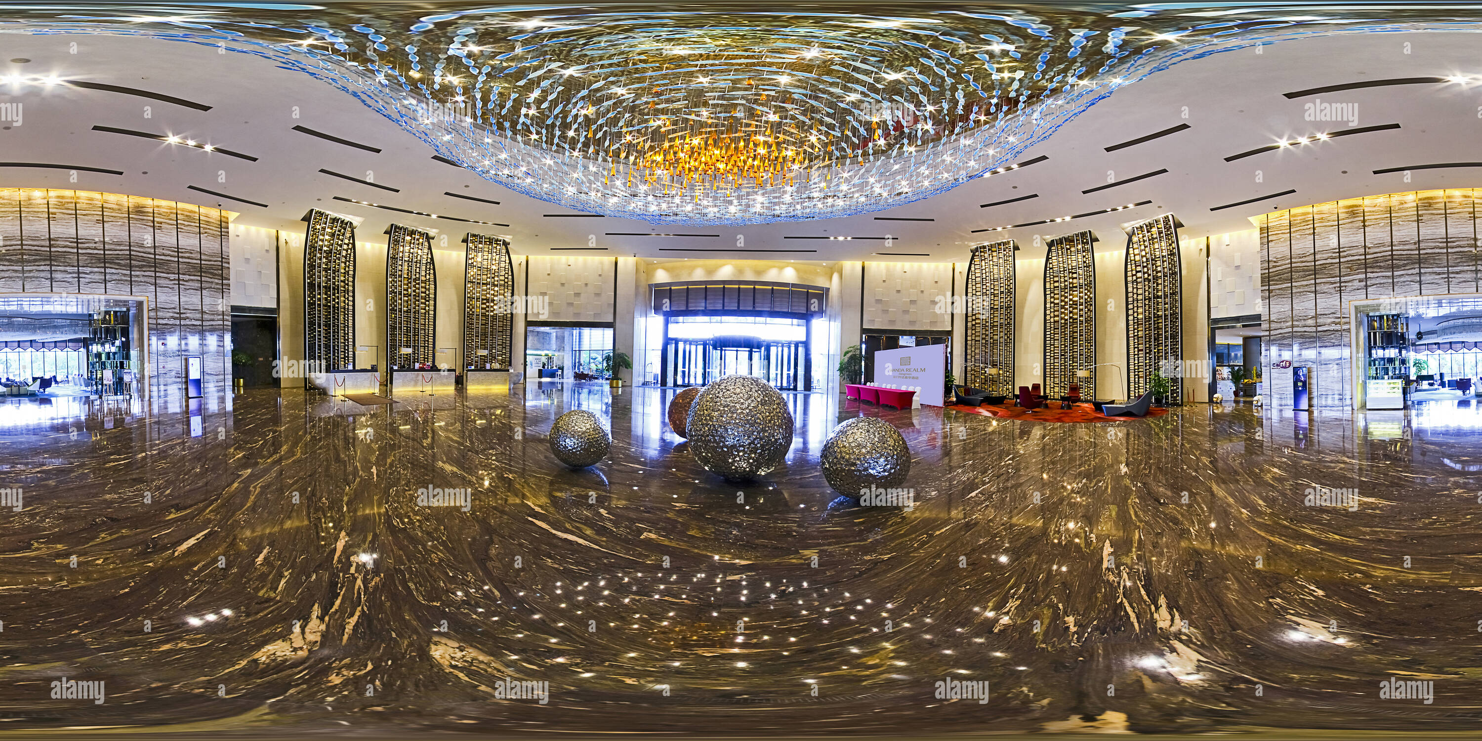 360° view of The Lobby Of Wanda Realm Jiangmen Hotel - Alamy