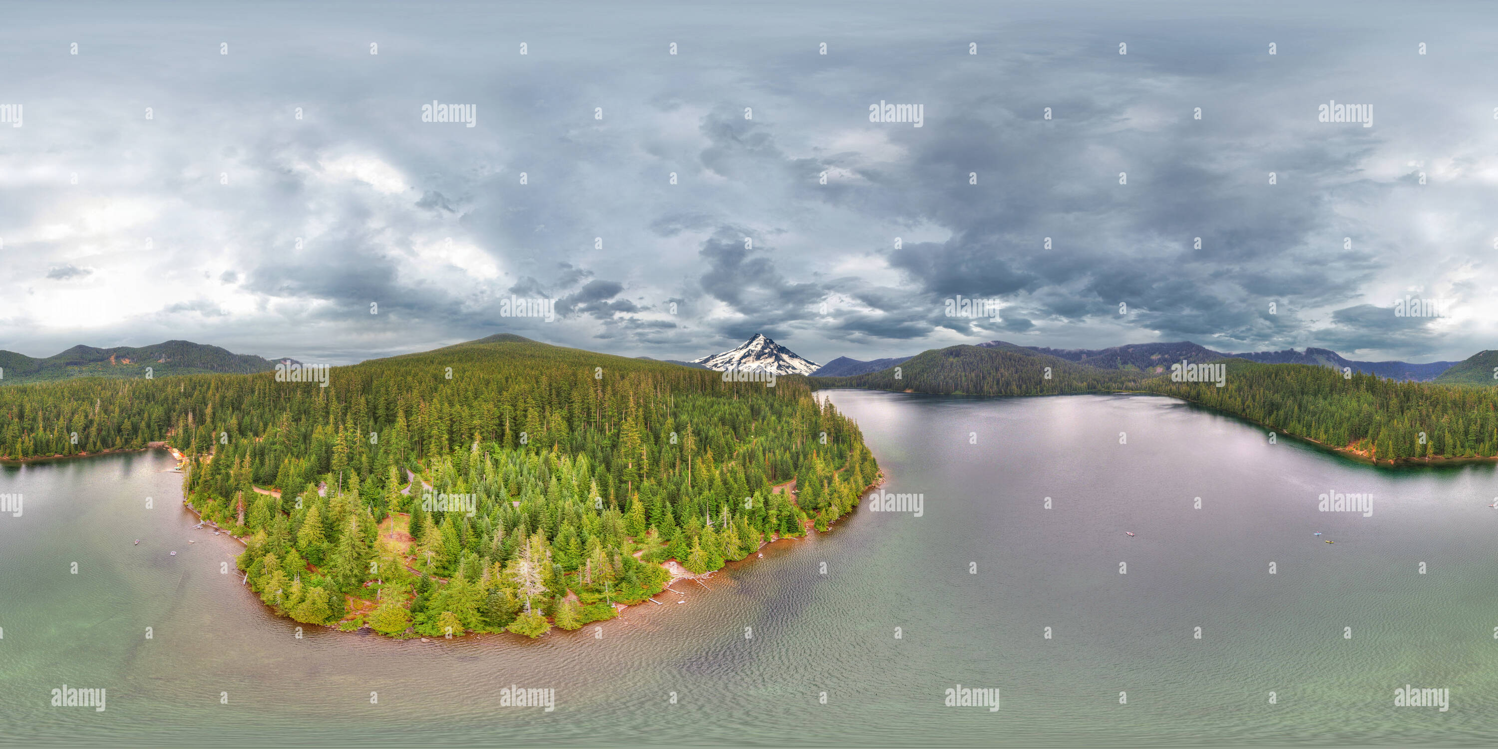 Aerial oregon lost lake hi-res stock photography and images - Alamy