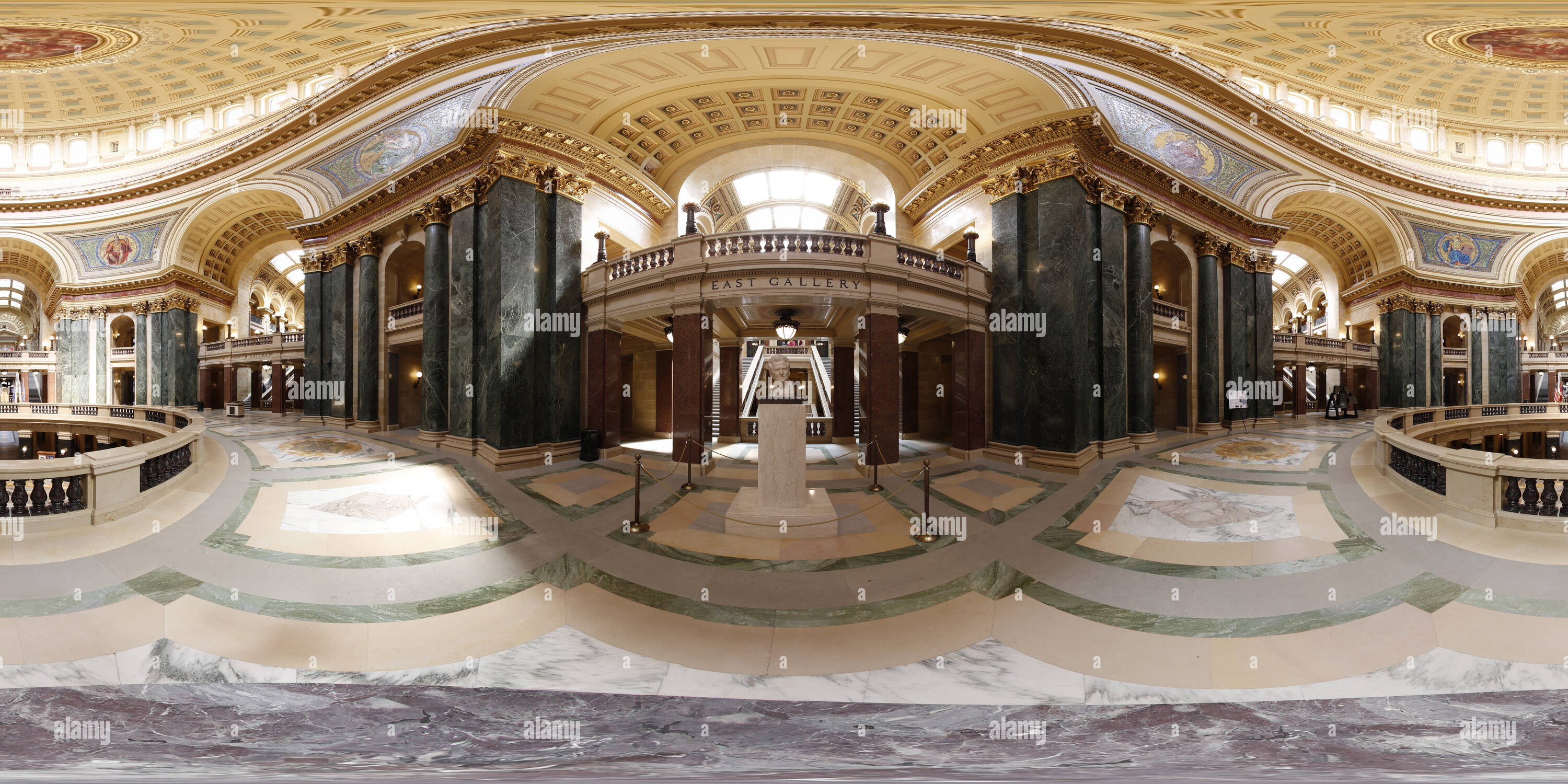 360° view of Wisconsin State Capitol - Alamy