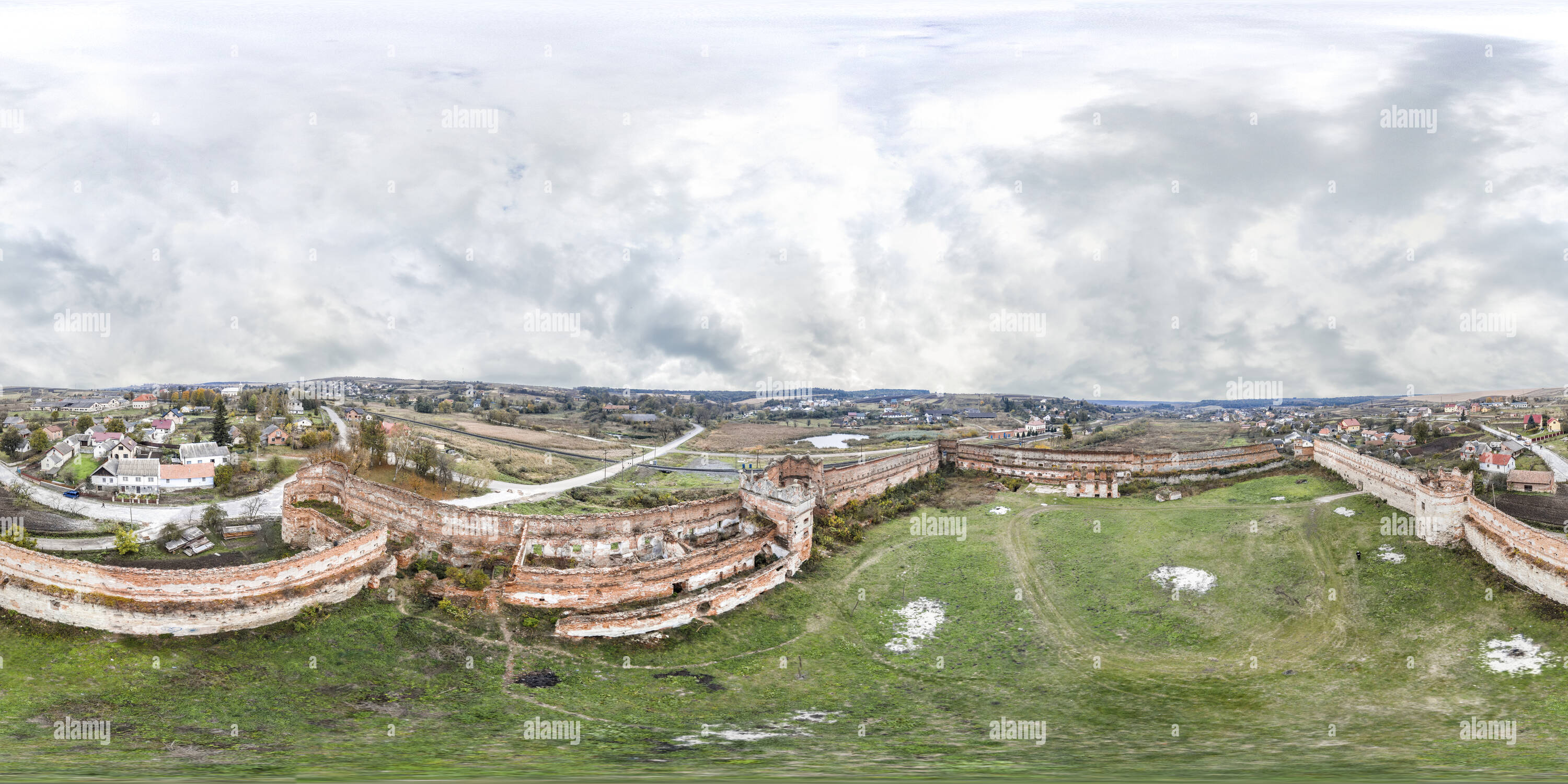 360° view of Heritage. Stare Selo. Castle - Alamy