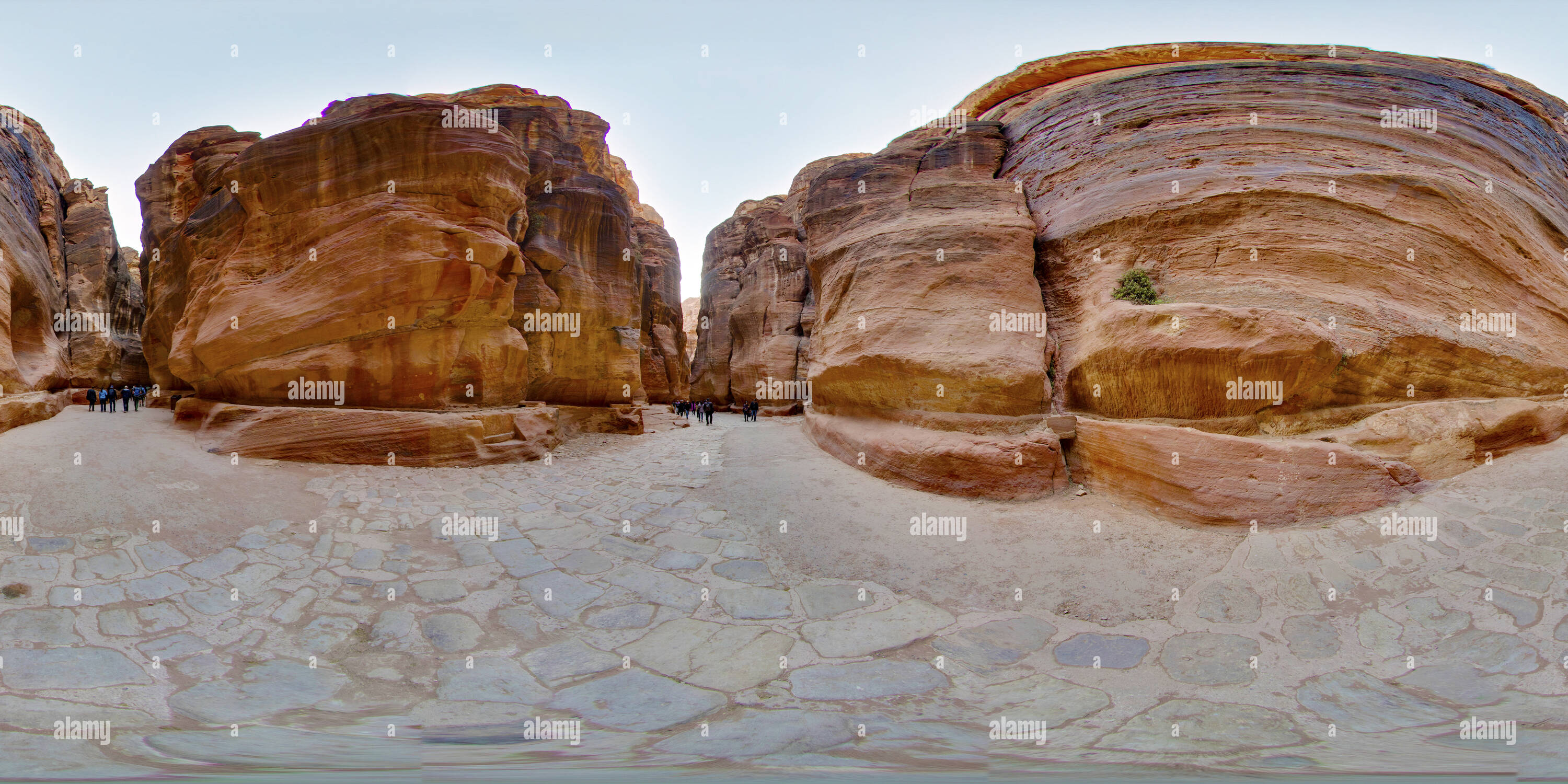 360° view of Petra - Al Siq - Alamy