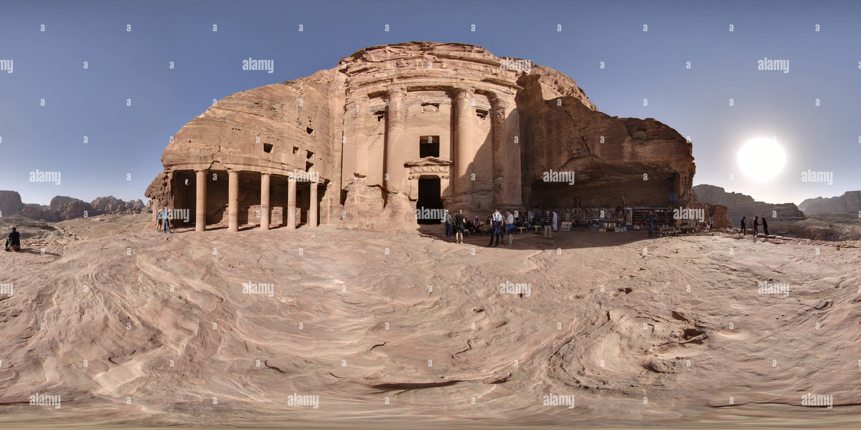 360° view of Petra - Urn Tomb - Alamy
