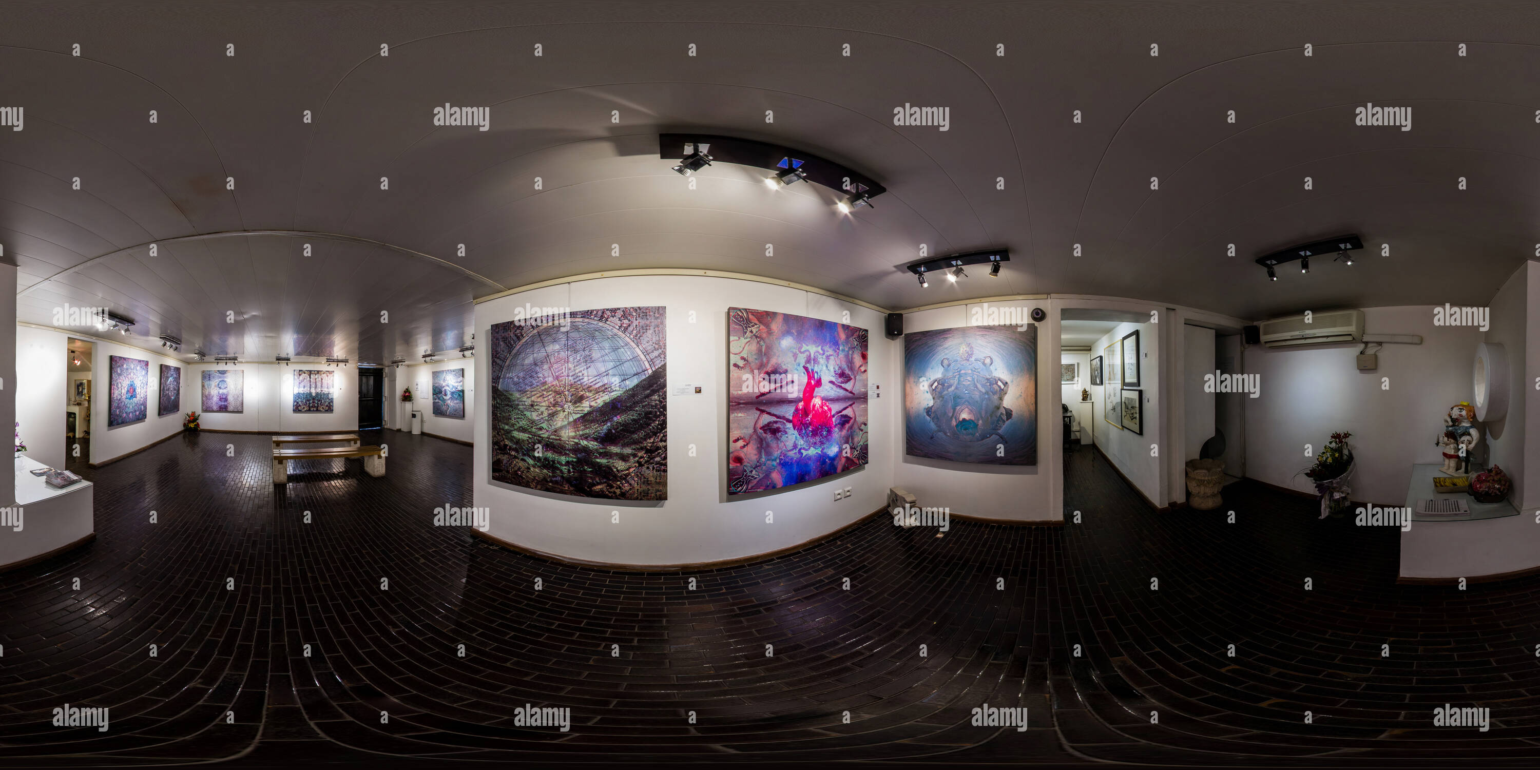 360° view of Seyhoun Art Gallery Mar 2017 Mohammad Ali Famori Hypnotic Zone 01 - Alamy