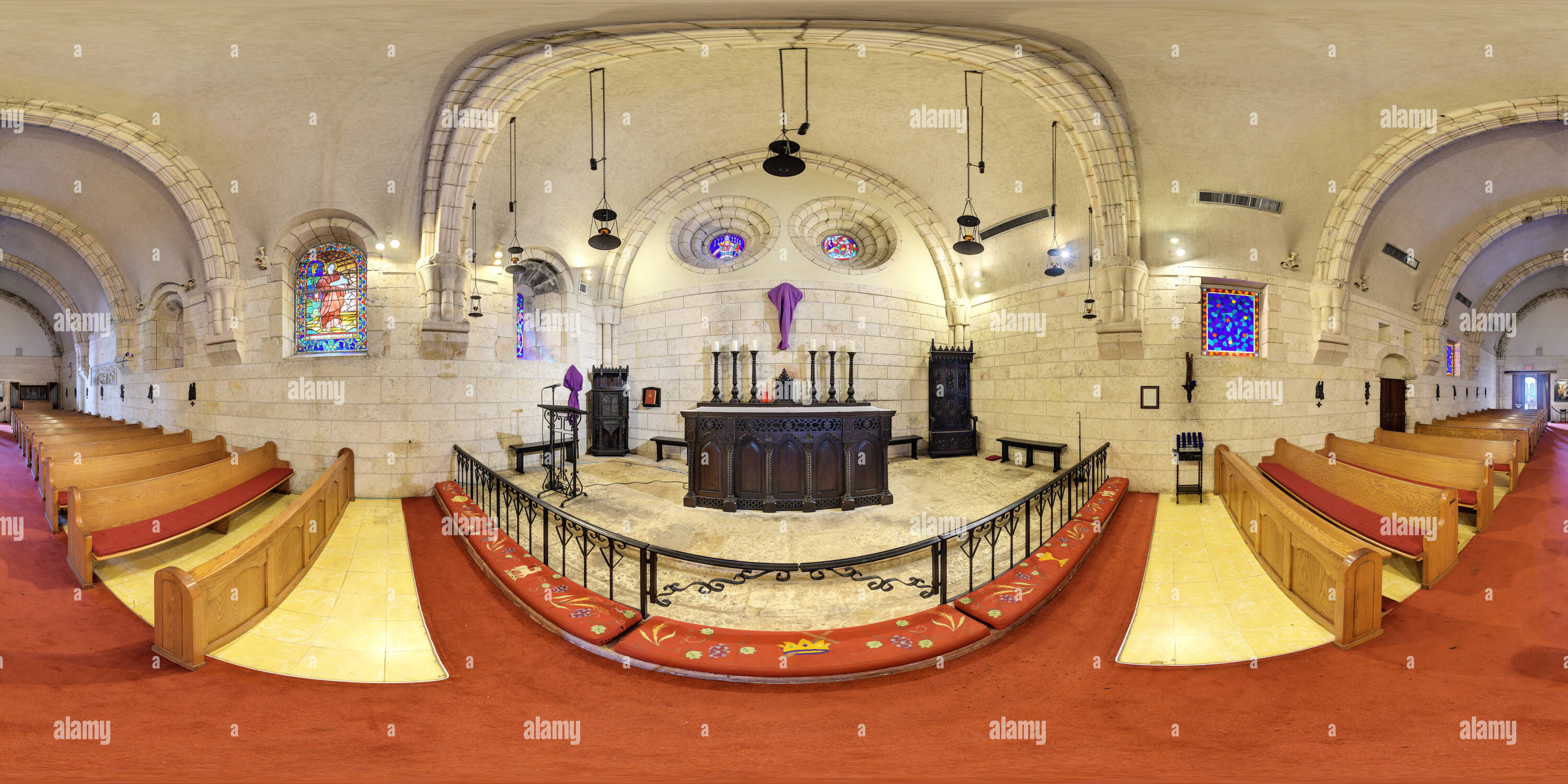 360° view of Ancient Spanish Monastery Chapel - Alamy