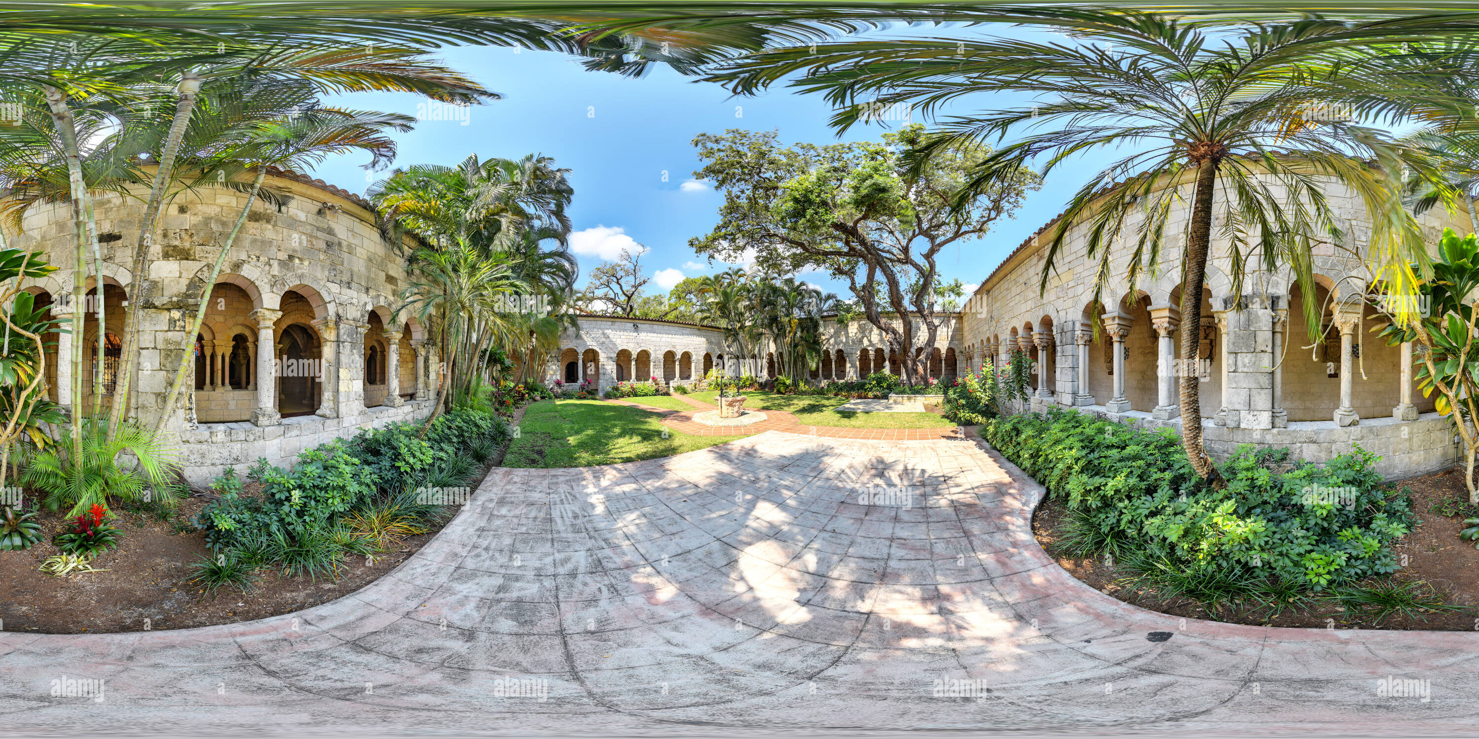 Ancient Spanish Monastery Stock Photos & Ancient Spanish Monastery ...