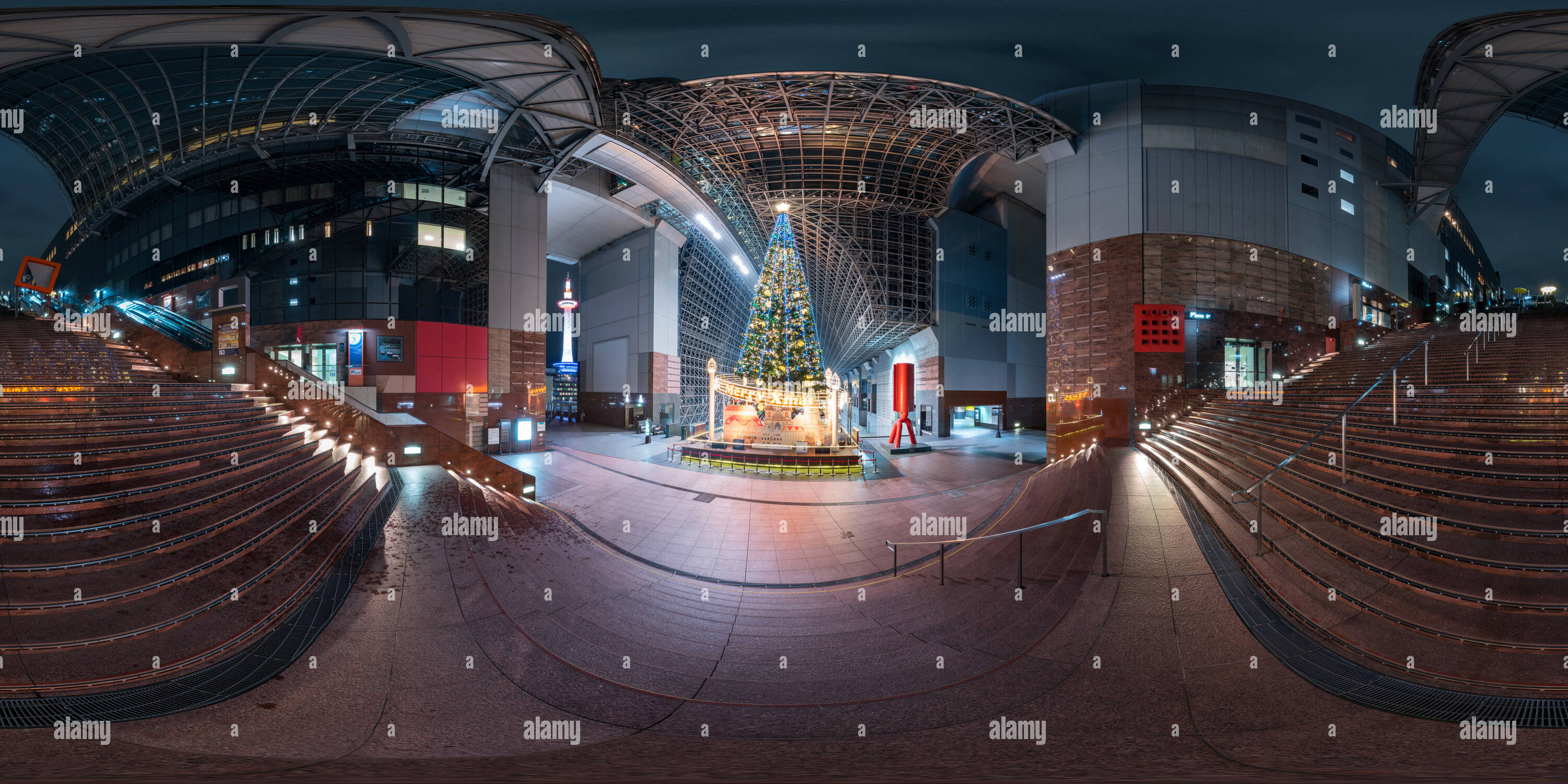 360° view of Christmas tree decorated in the Kyoto station building - Alamy