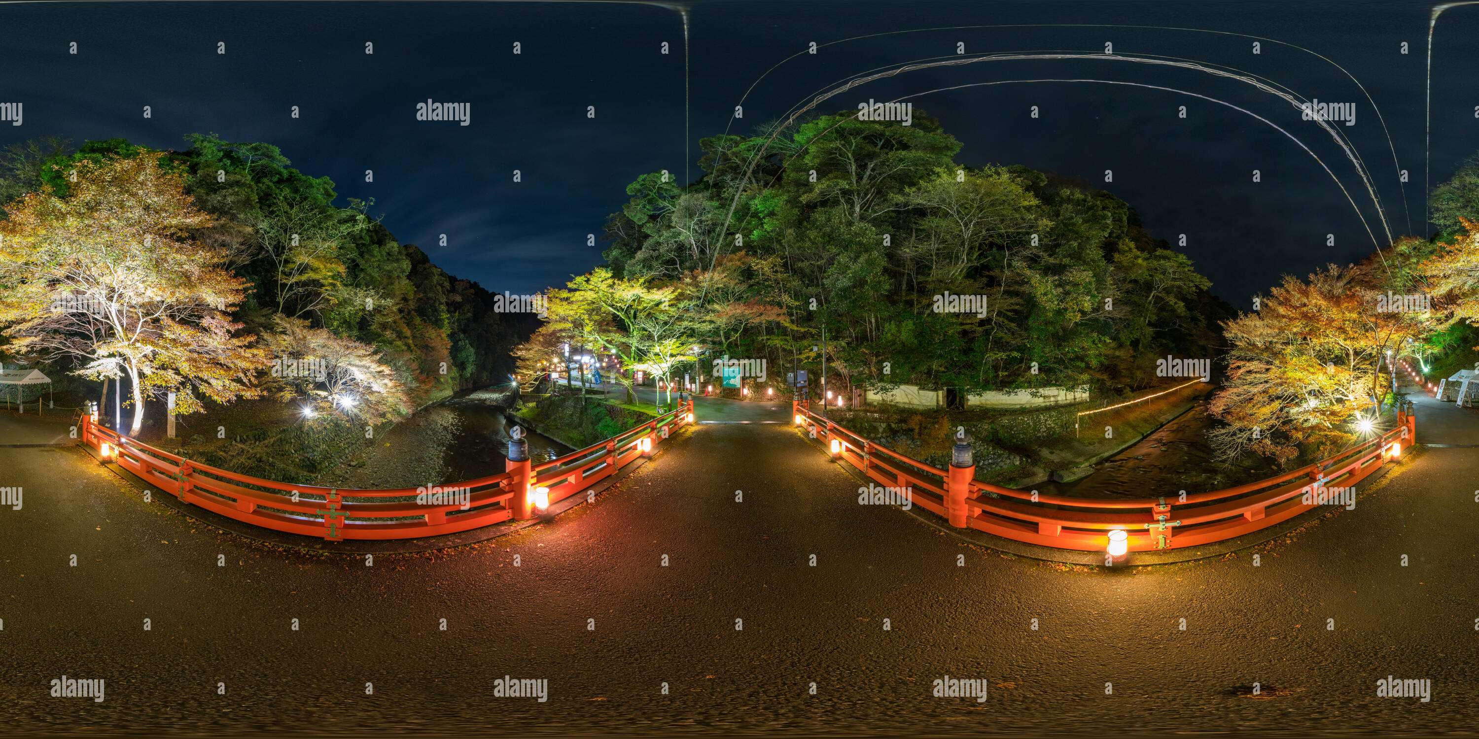 360° view of Autumn leaves lighted up Jingo-ji in Kyoto, Japan 01 - Alamy