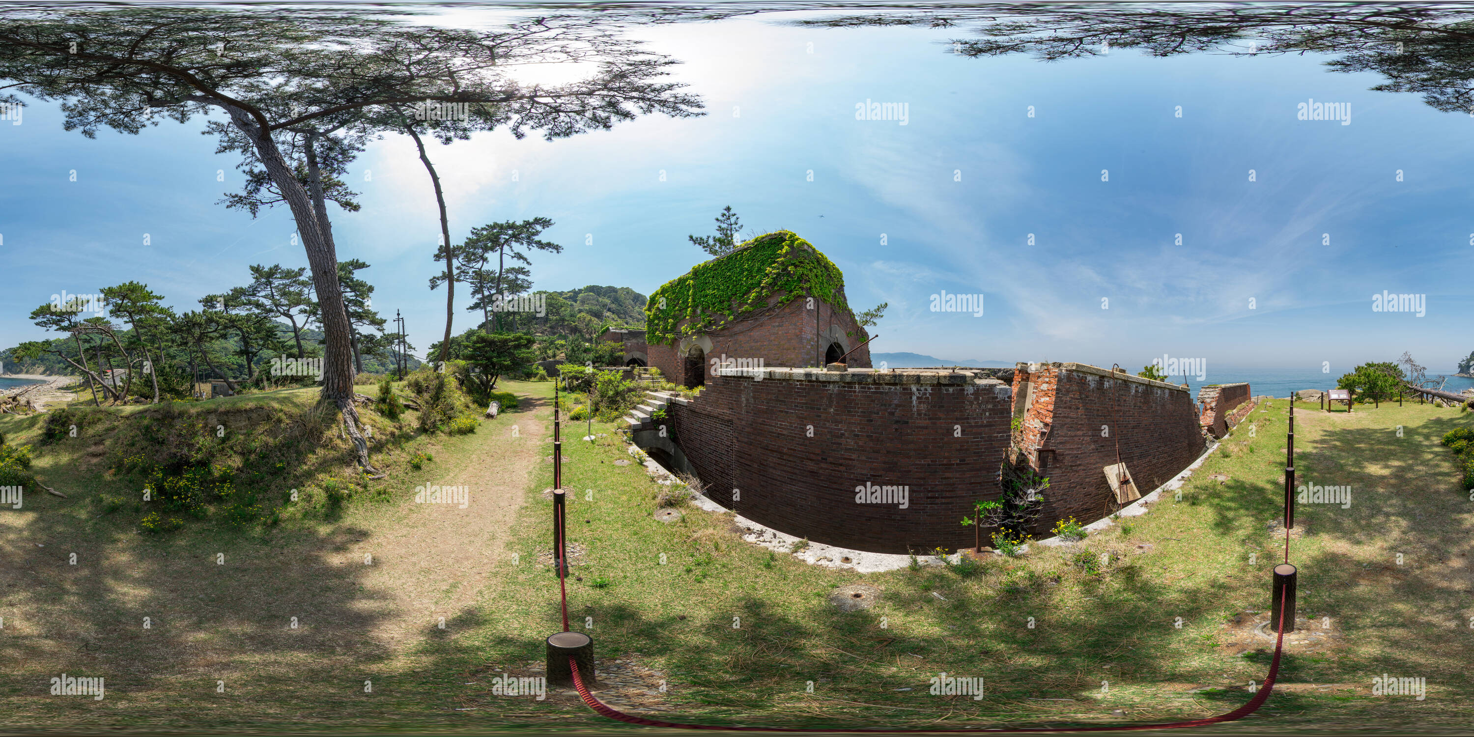 360° view of The ruins of the Japanese troops fort in Tomogashima ...