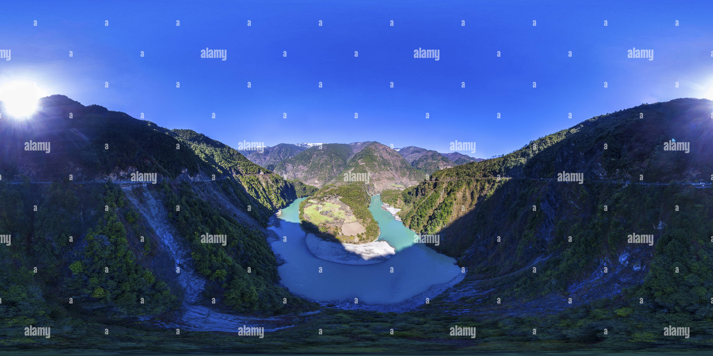 360° view of Aerial View Of Nujiang First Bay(丙中洛怒江第一灣), Bingzhongluo ...