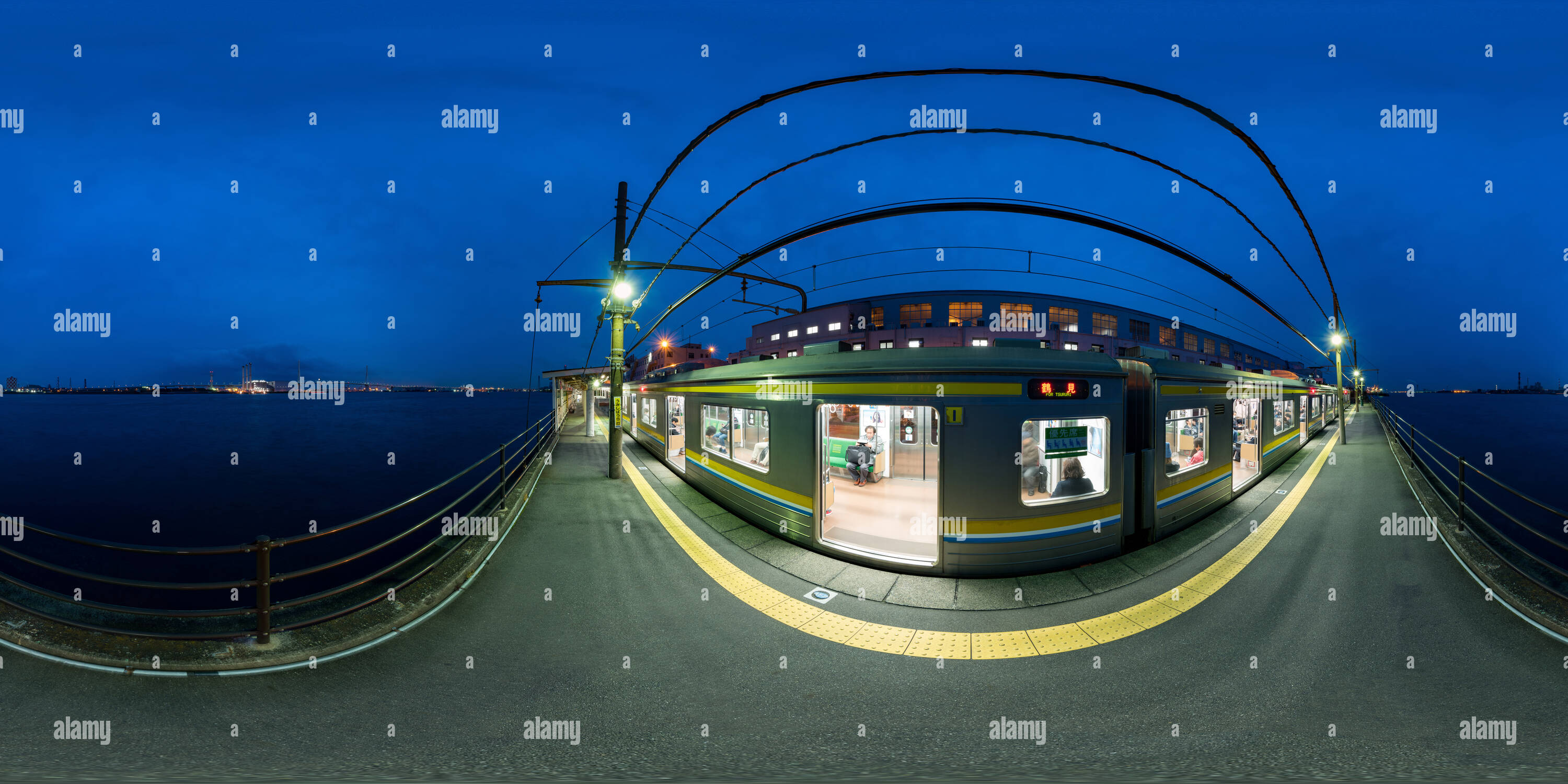 360° view of The station closest to the sea, Umi-Shibaura Station Tokyo ...