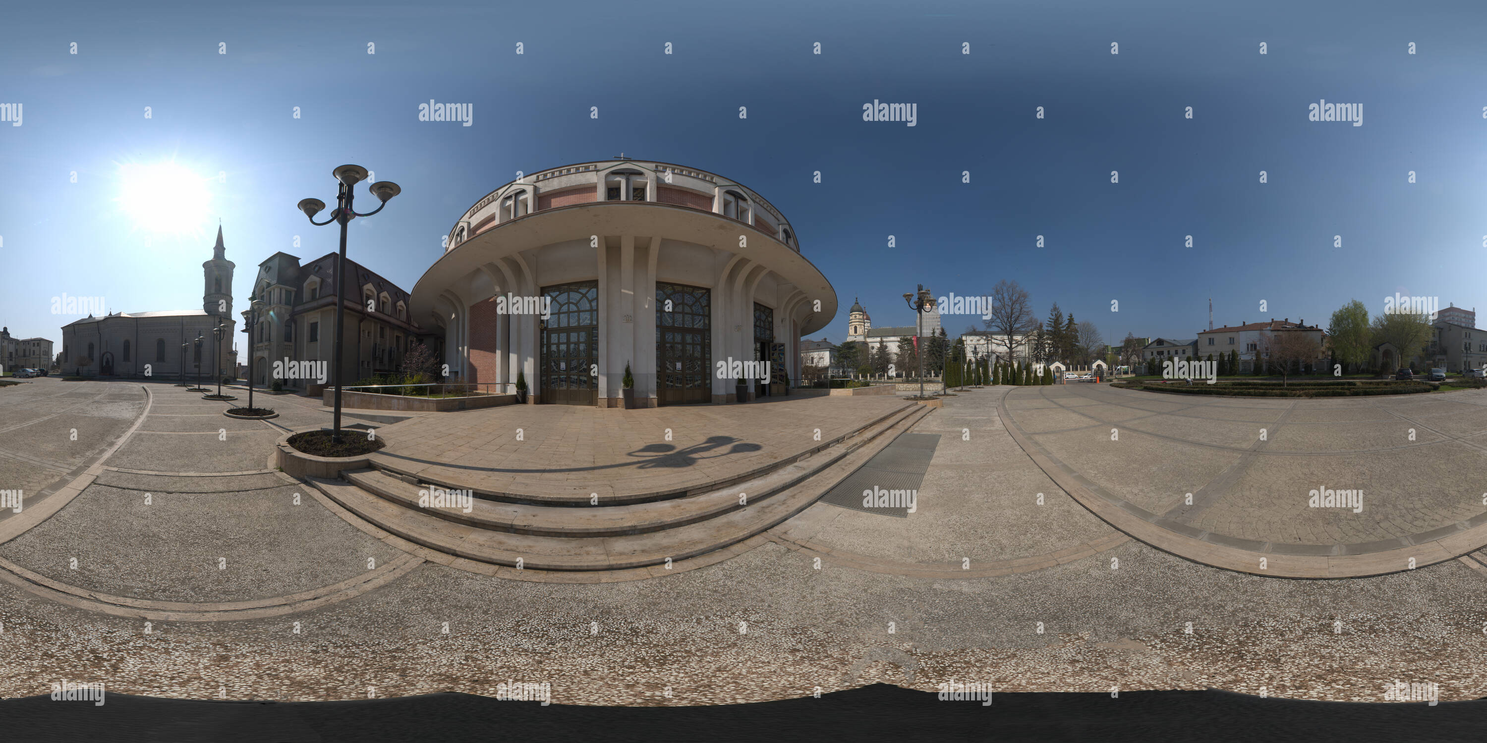 360° view of Saint Fecioara Maria Cathedral / Catedrala Romano-Catolică ...