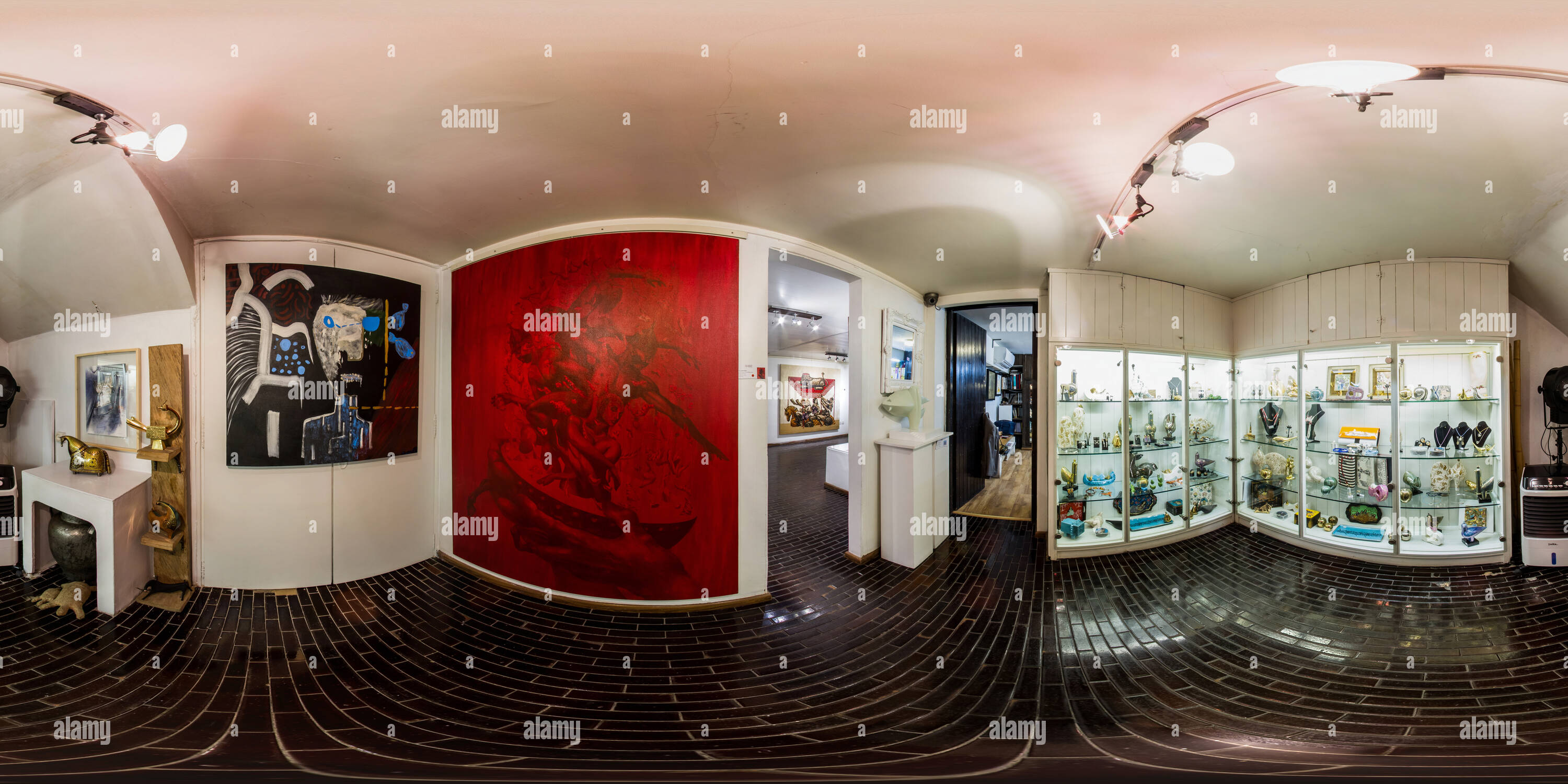 Seyhoun art gallery hi-res stock photography and images - Alamy