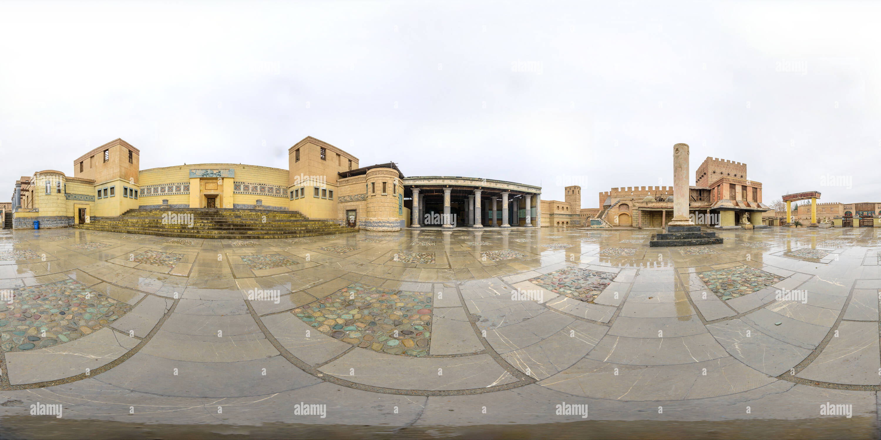 Iran cinema hi-res stock photography and images - Alamy