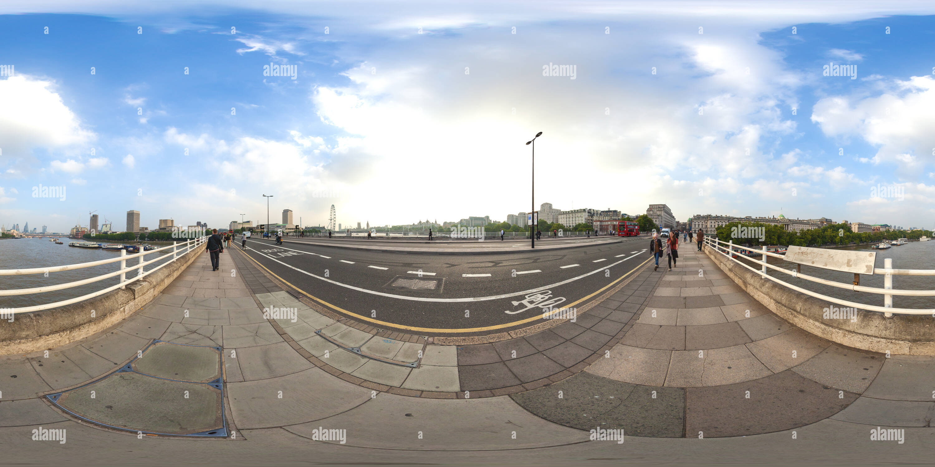 360° view of Waterloo Bridge, London, plus many sights including the ...
