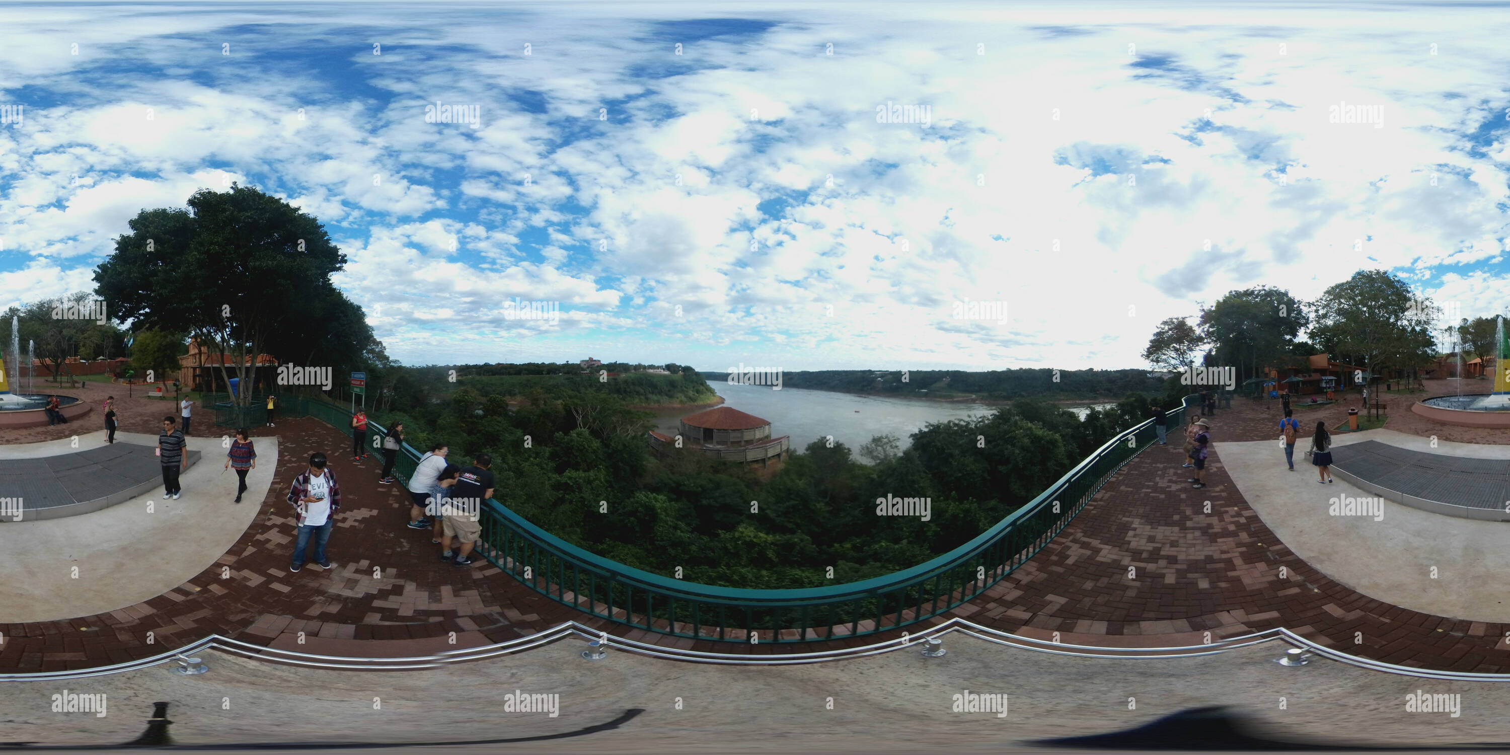360° view of Principal View Point - Three Borders Landmark Brazil ...