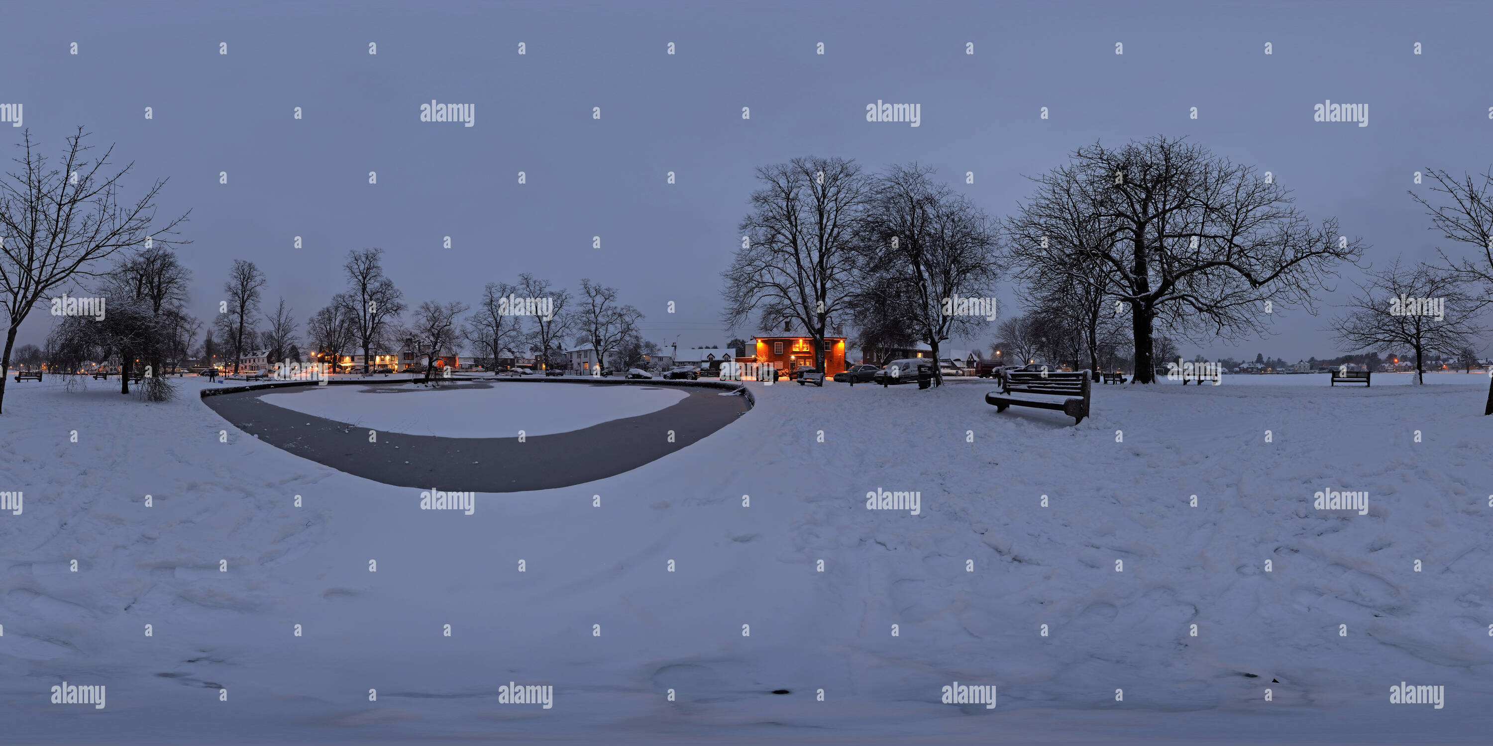 360° view of Godstone Pond In The Snow 2 - Alamy