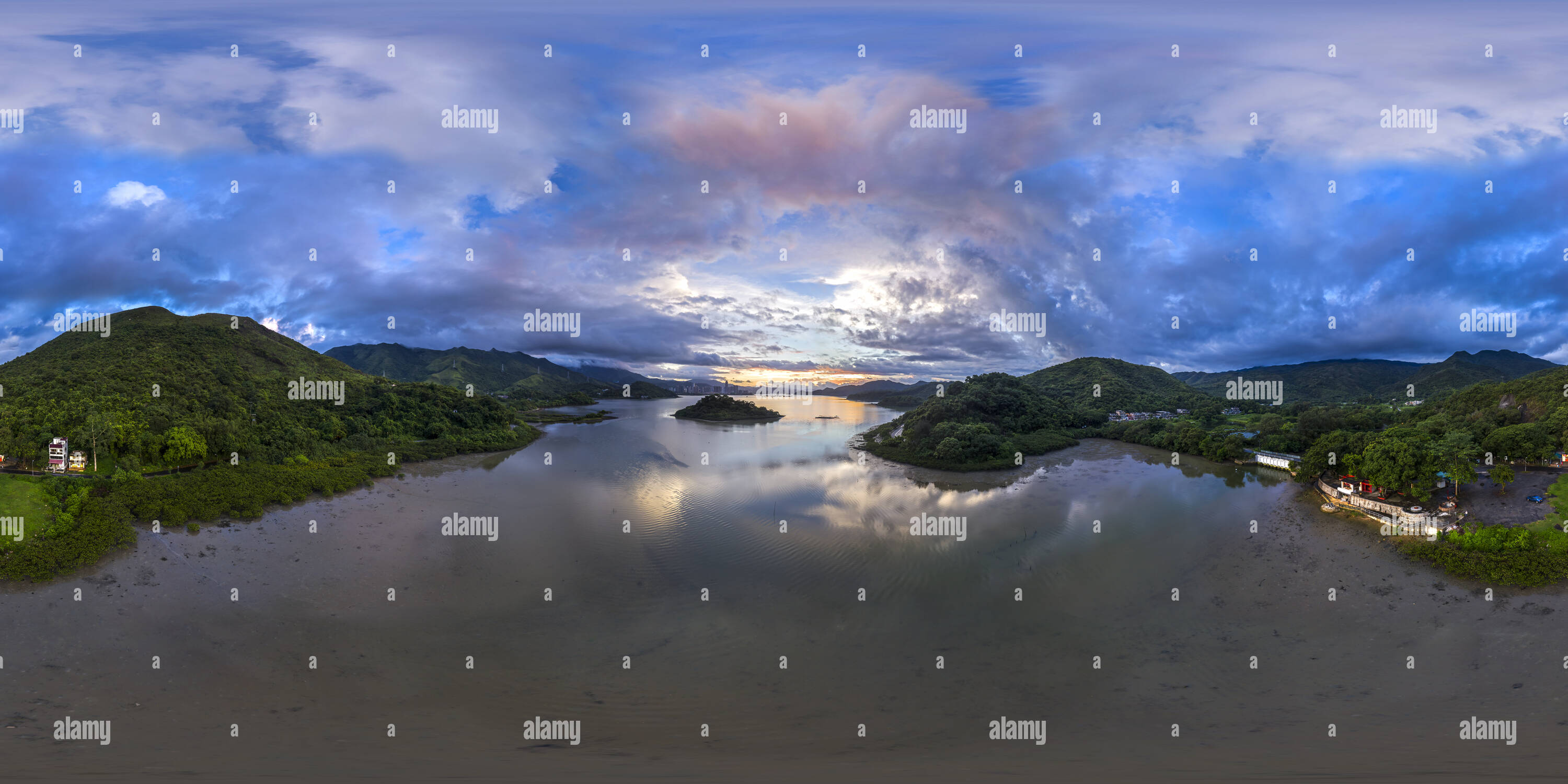 360° view of Sunrise Over Starling Inlet(沙頭角海日出),Luk Keng, HK - Alamy