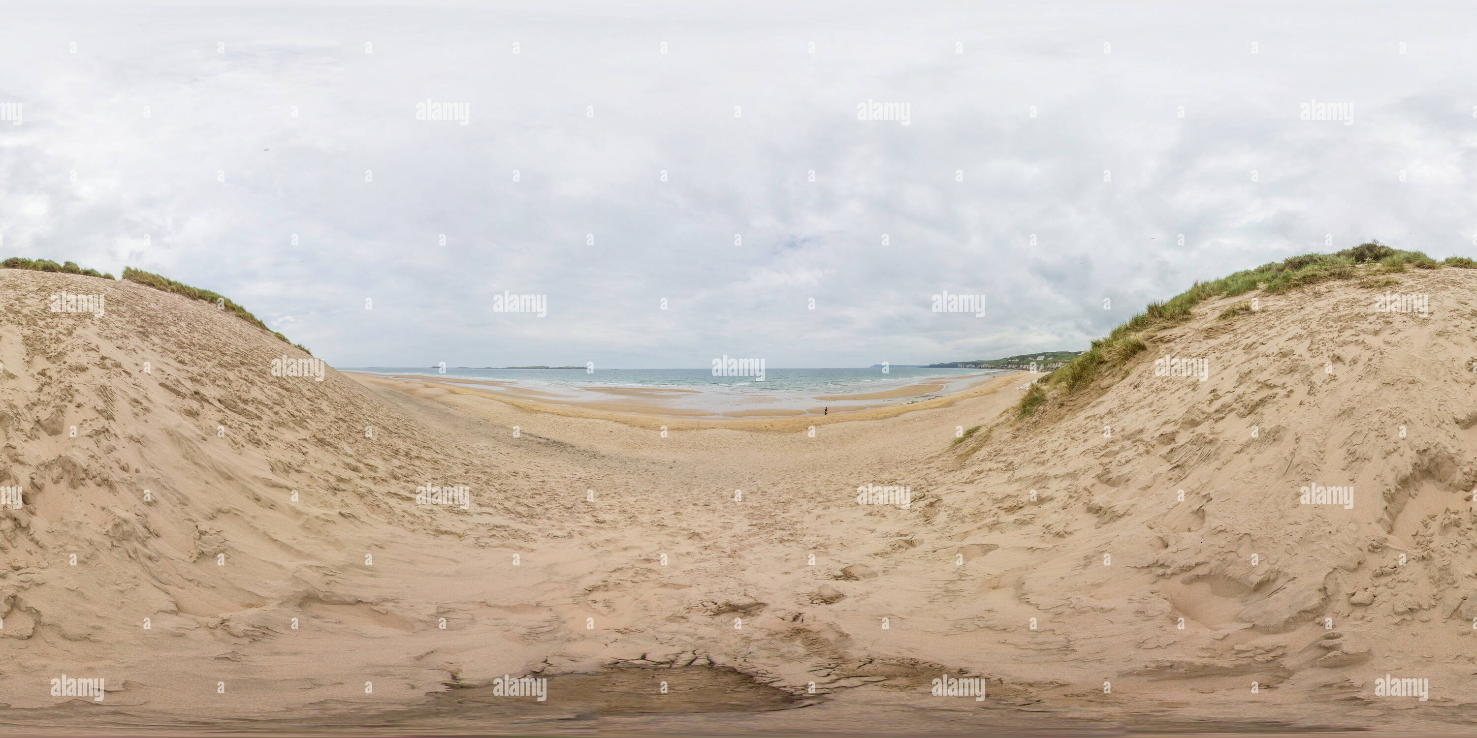 360° view of UK - Northern Ireland - White Rocks Beach 3 - Alamy