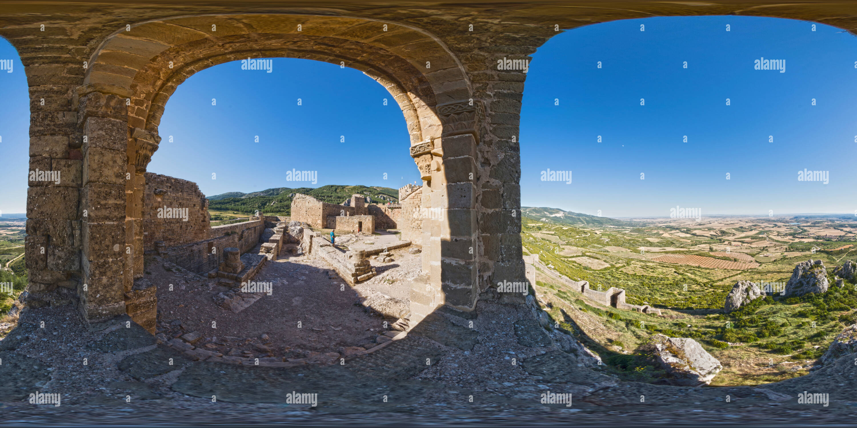 360° view of castle of Loarre 7 - Alamy