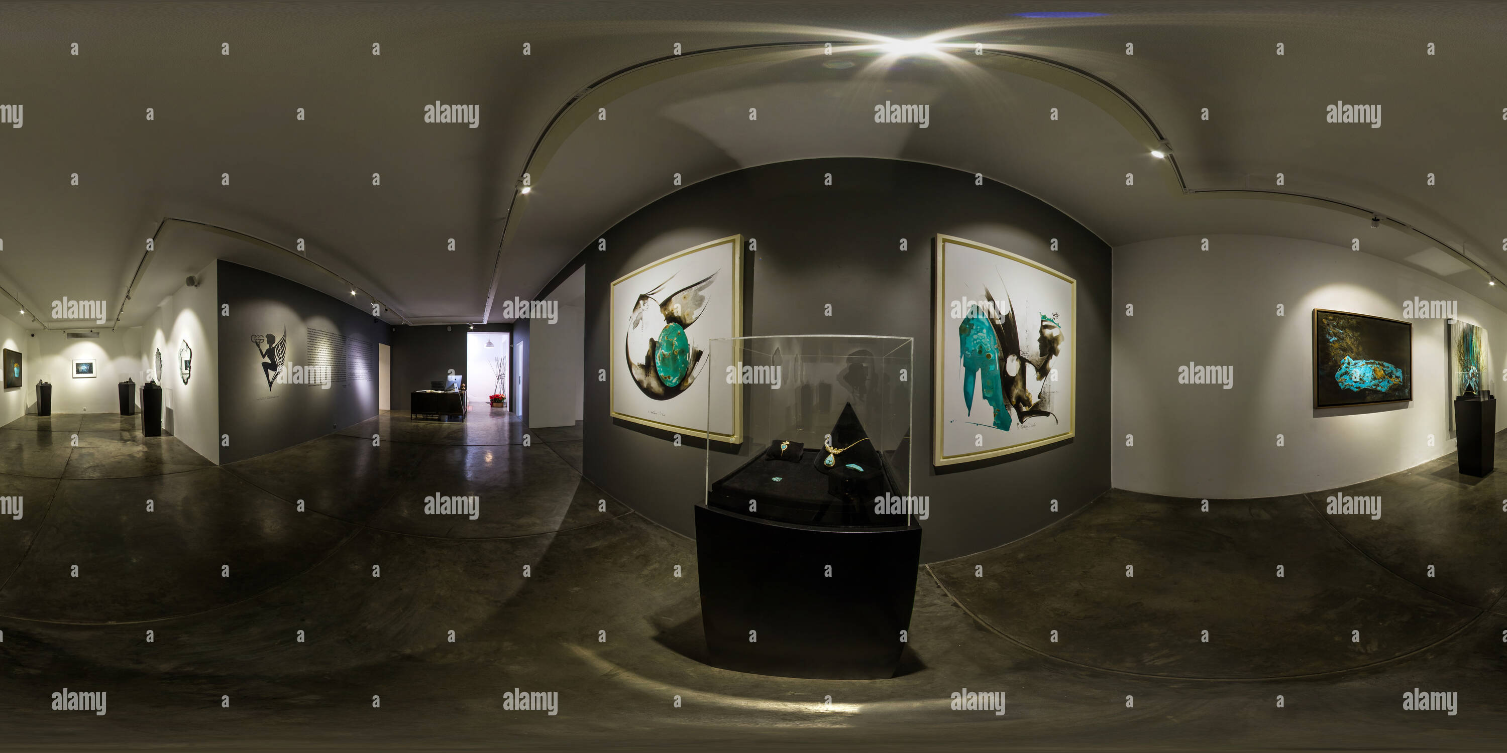 Gg gelareh hi-res stock photography and images - Alamy