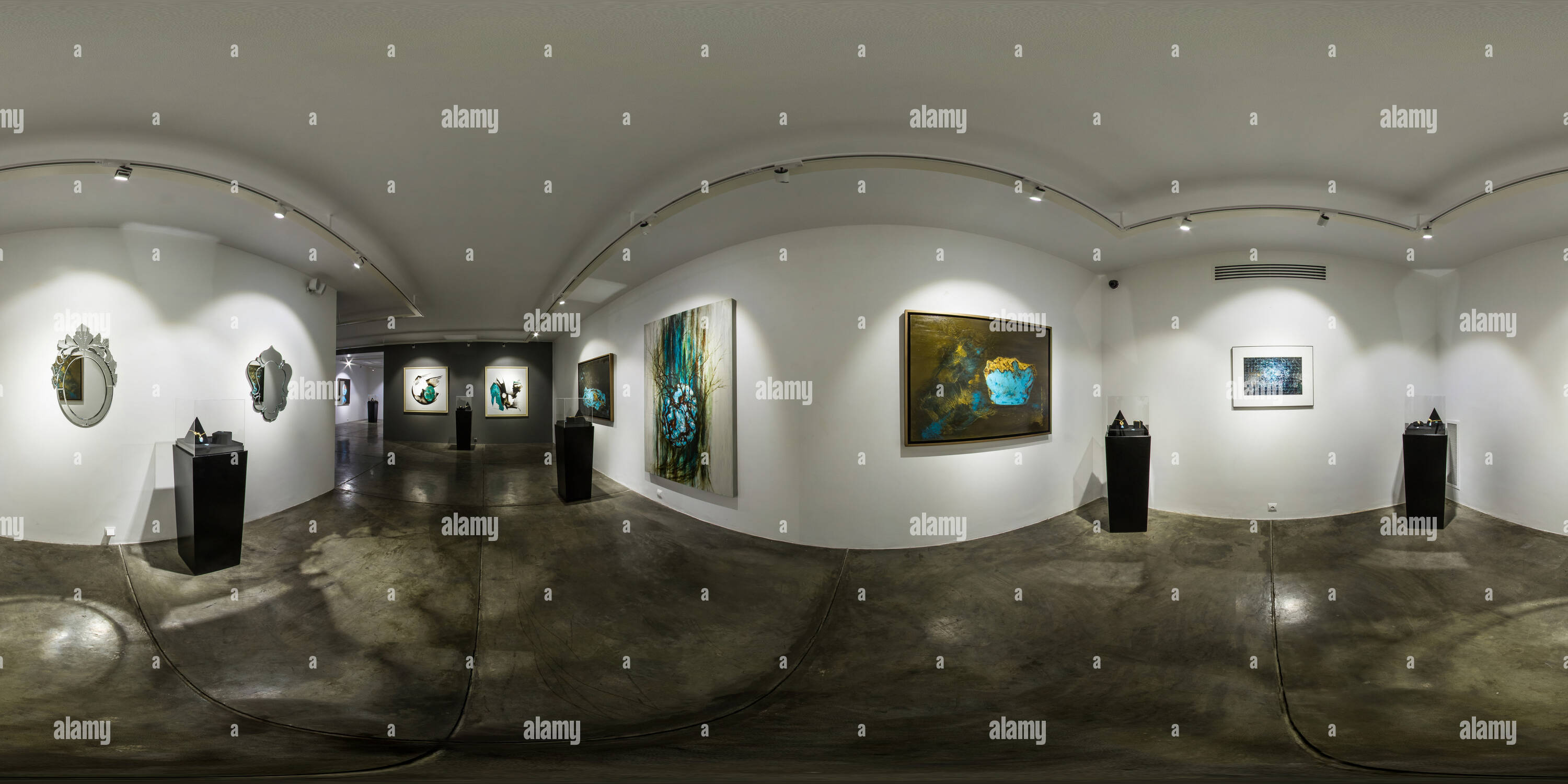 Gg gelareh hi-res stock photography and images - Alamy