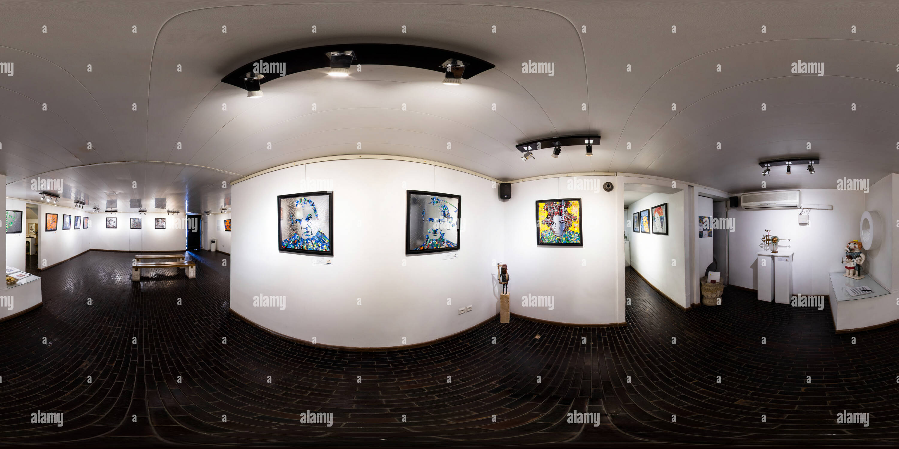 Seyhoun art gallery hi-res stock photography and images - Alamy