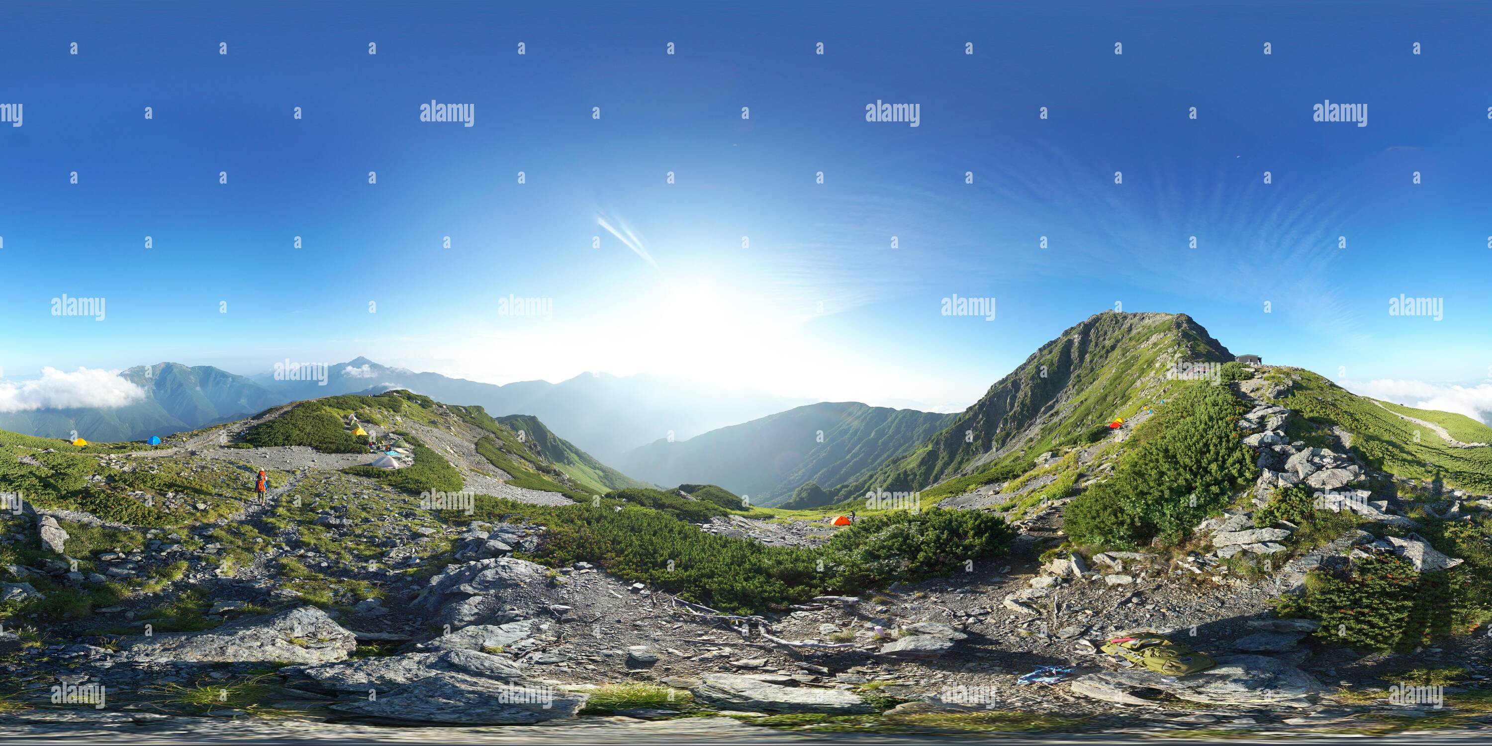 360° view of Katanokoya hut at Mt. Kitadake - Alamy