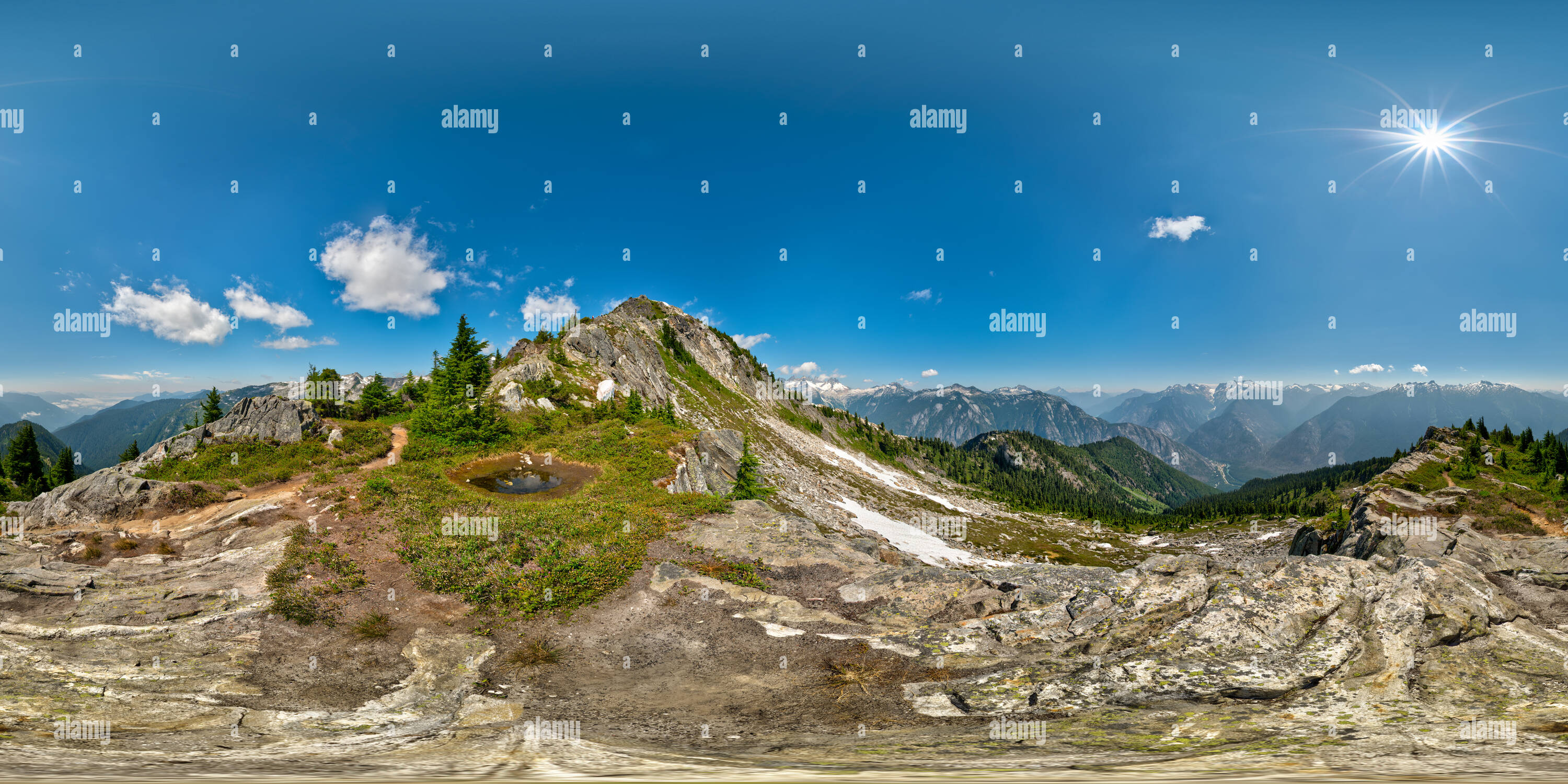 360° view of Trappers Peak, South Shoulder, North Cascades National ...