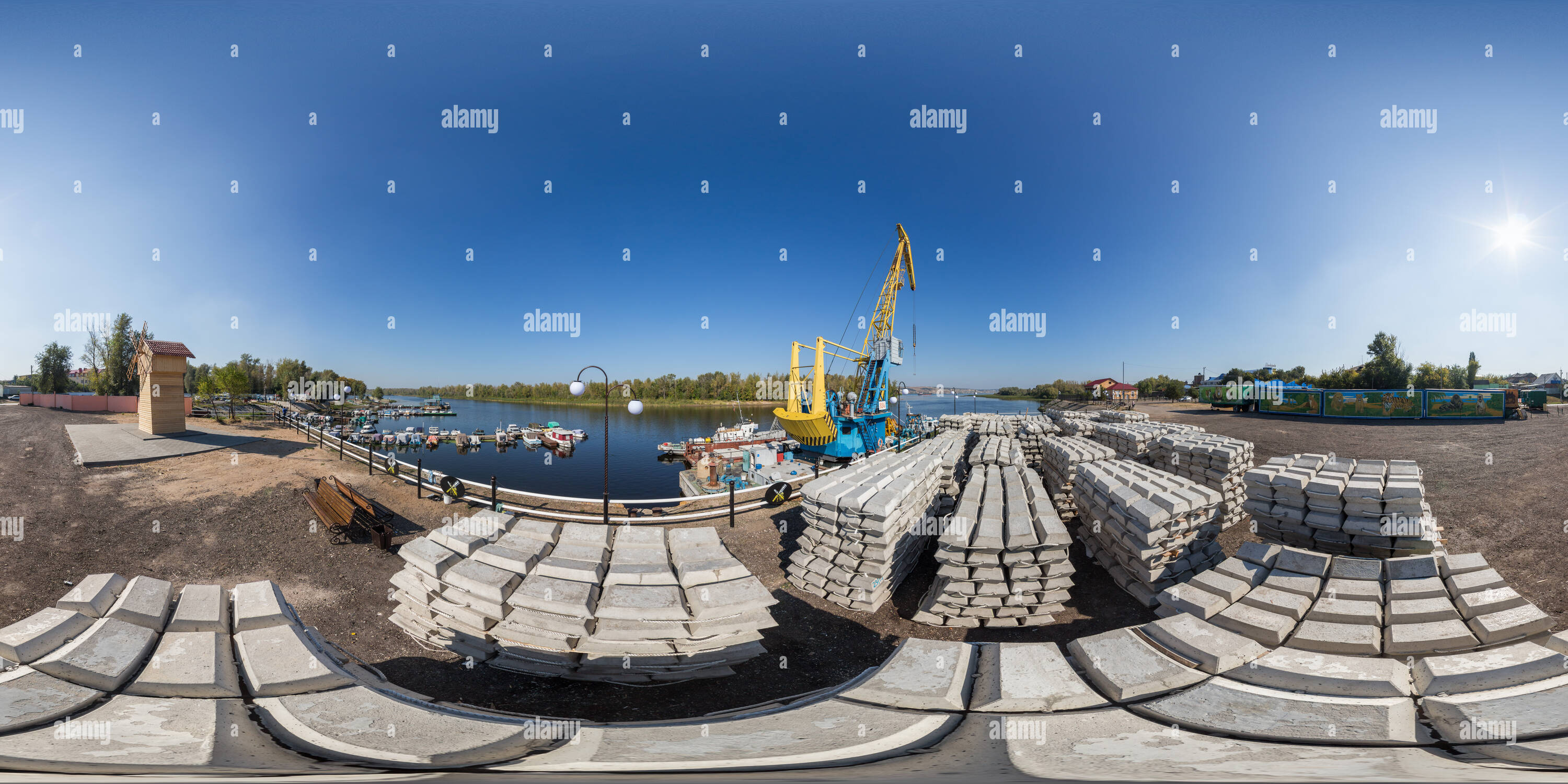 360° view of Flexible concrete mats on the pier, Marks - Alamy