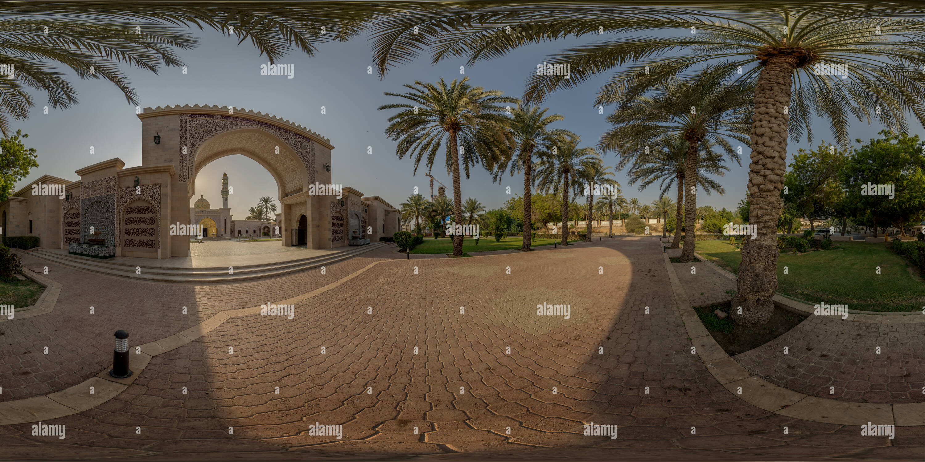 360° view of Asmaa Bint Alawi Mosque - Alamy