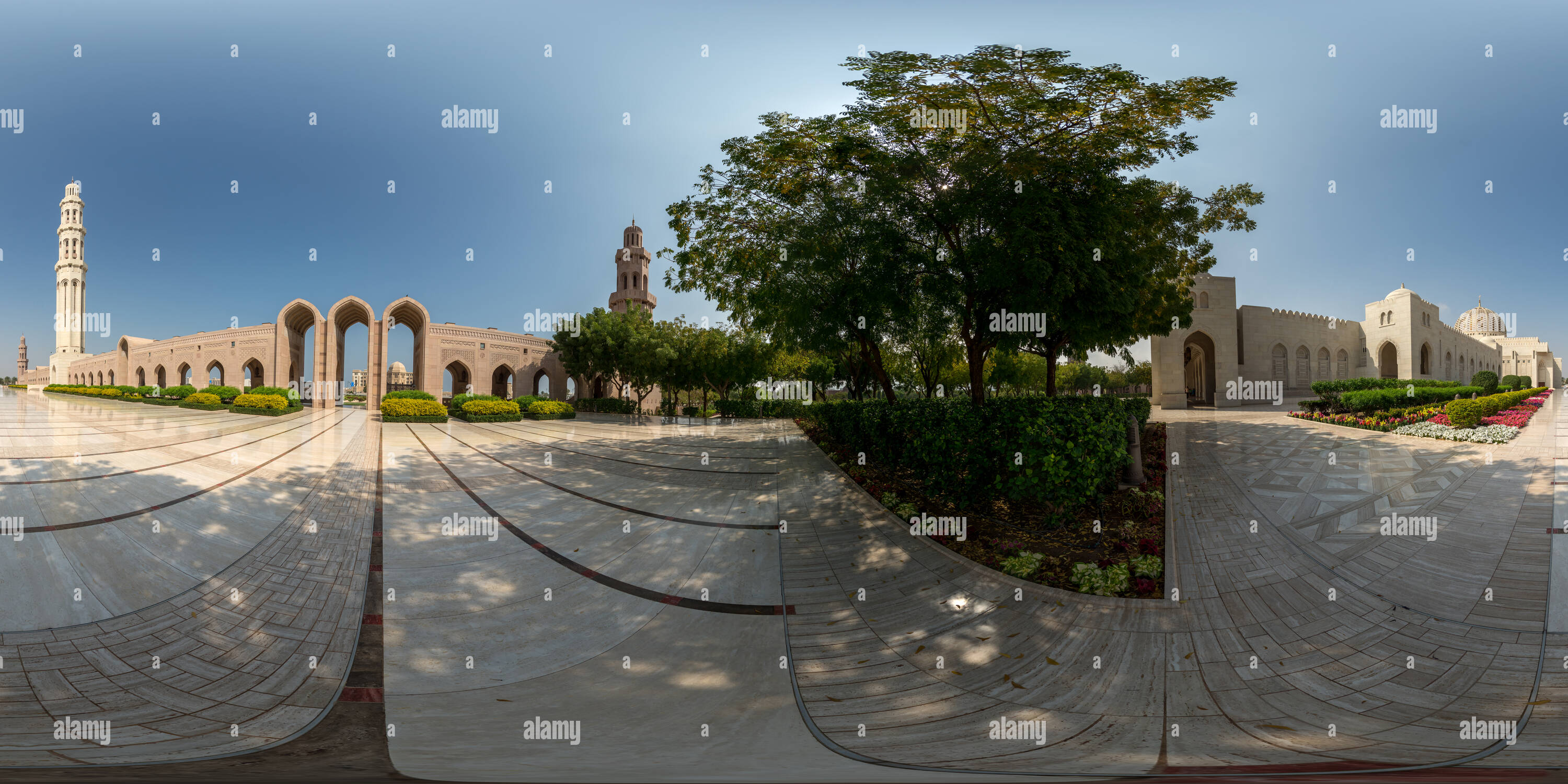 360° view of Side View from Sultan Qaboos Grand Mosque - Alamy