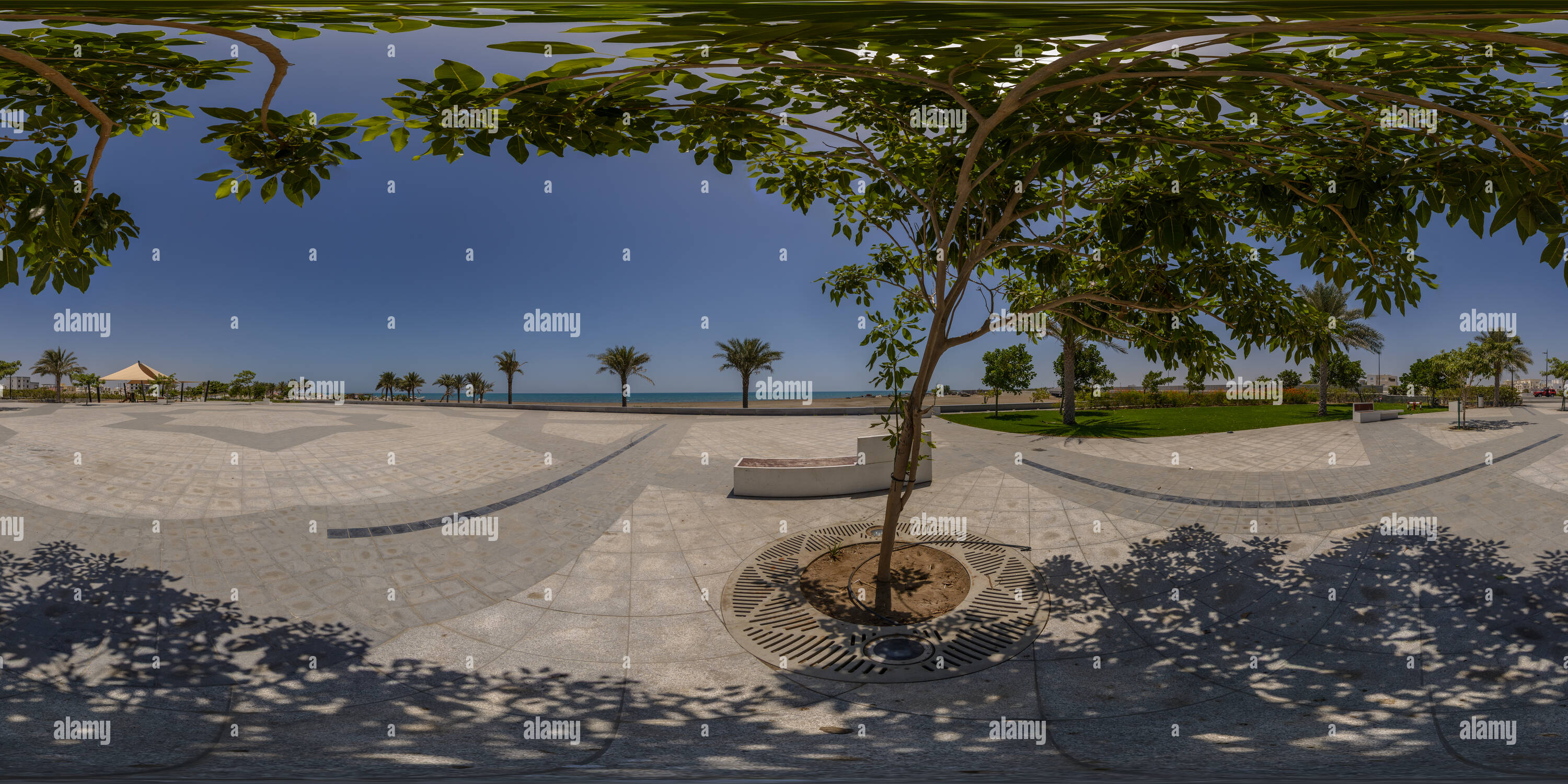 360° view of The Seeb Beach - Alamy