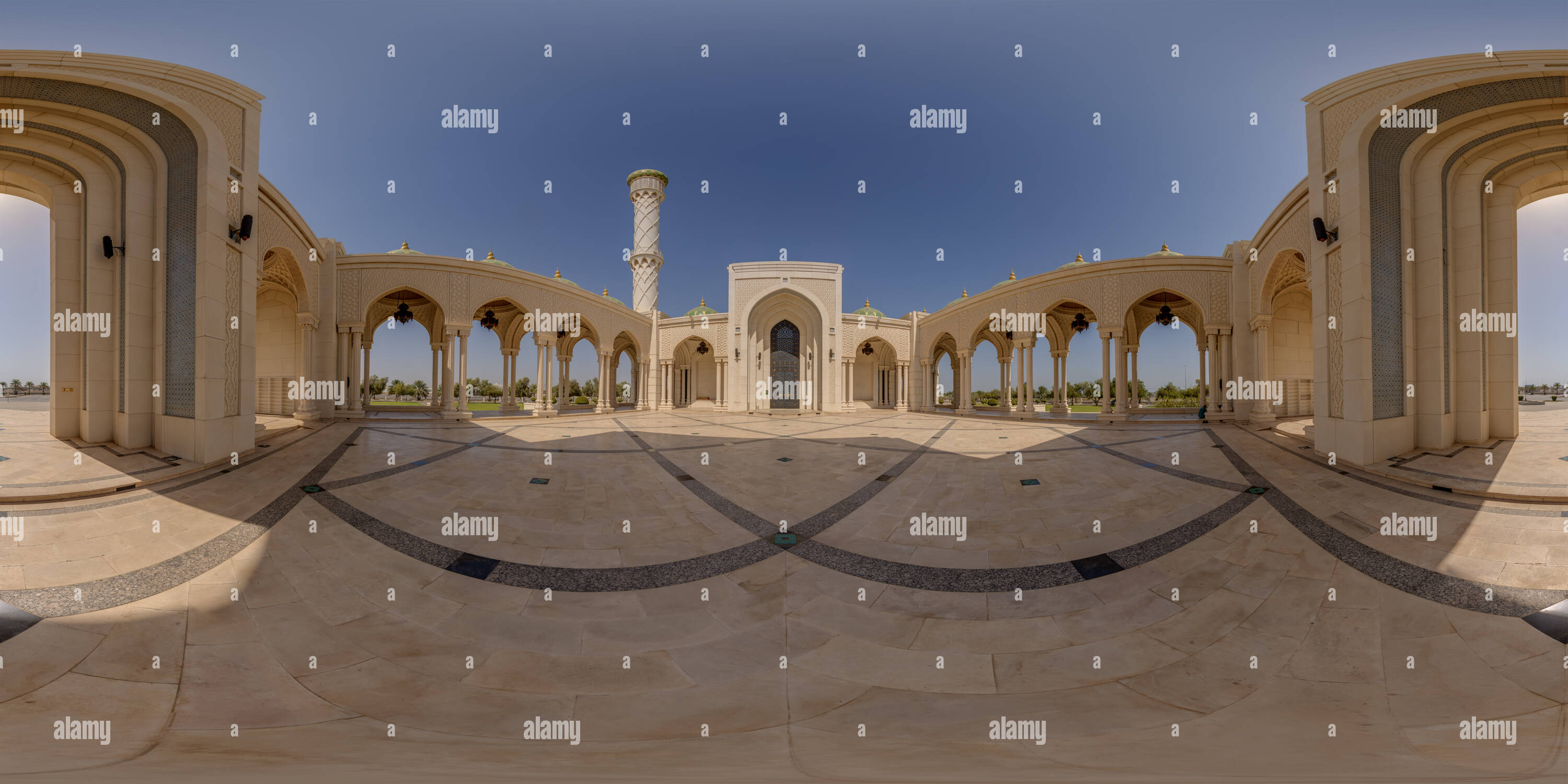 360° view of The Zulfa Mosque - Alamy