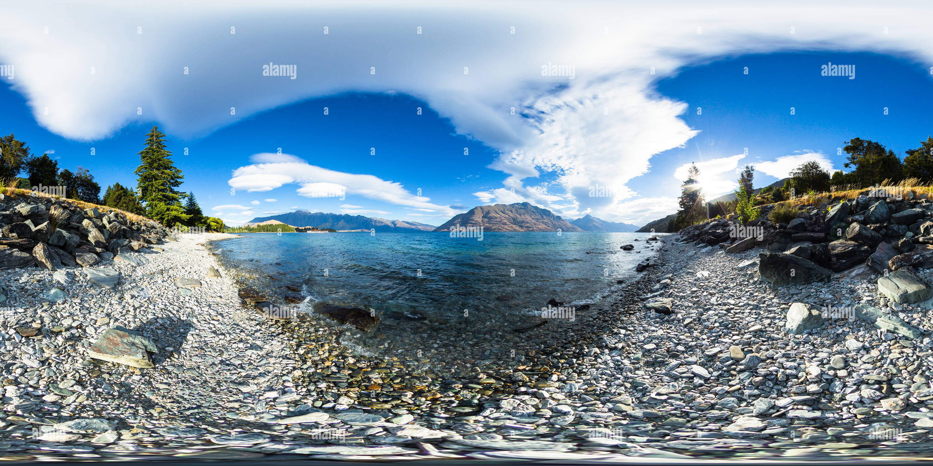 360° view of Cecil Peak and Lake Wakatipu - Queenstown Lakes District ...